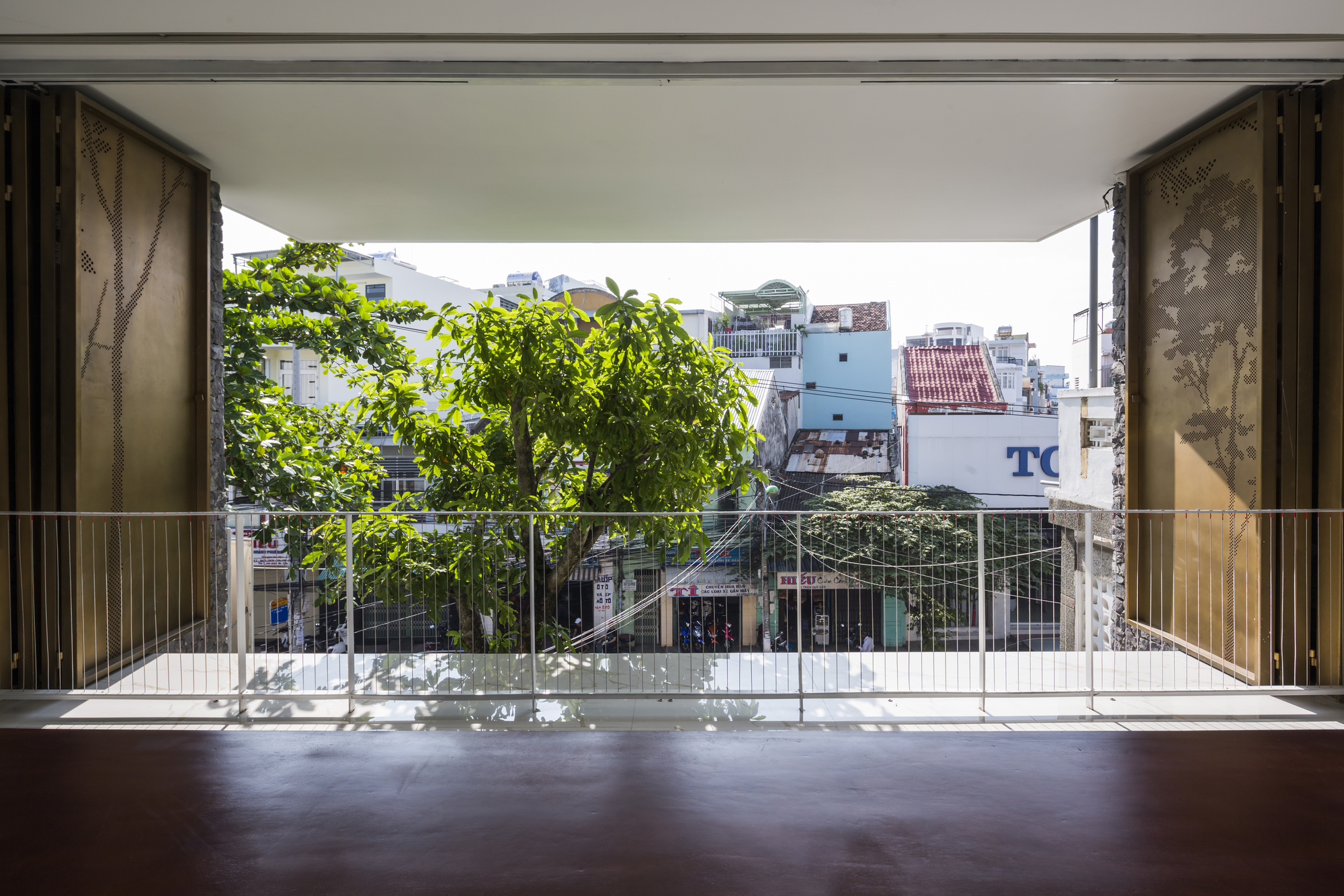 Gallery of 204 House / MW archstudio - 35