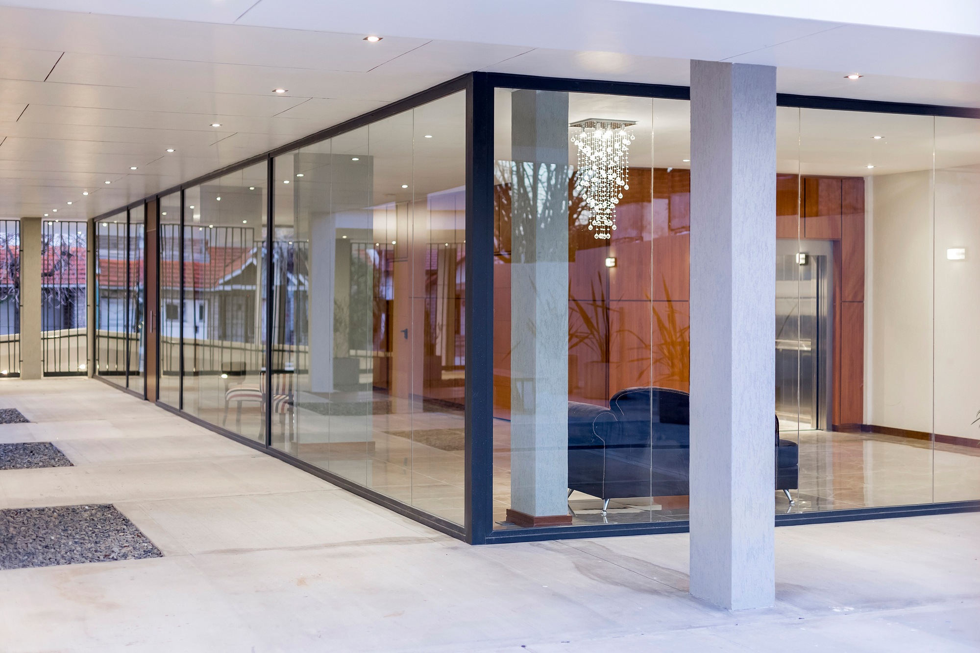 Gallery of Mio Building Bonjo III / Estudio Moirë arquitectos - 3