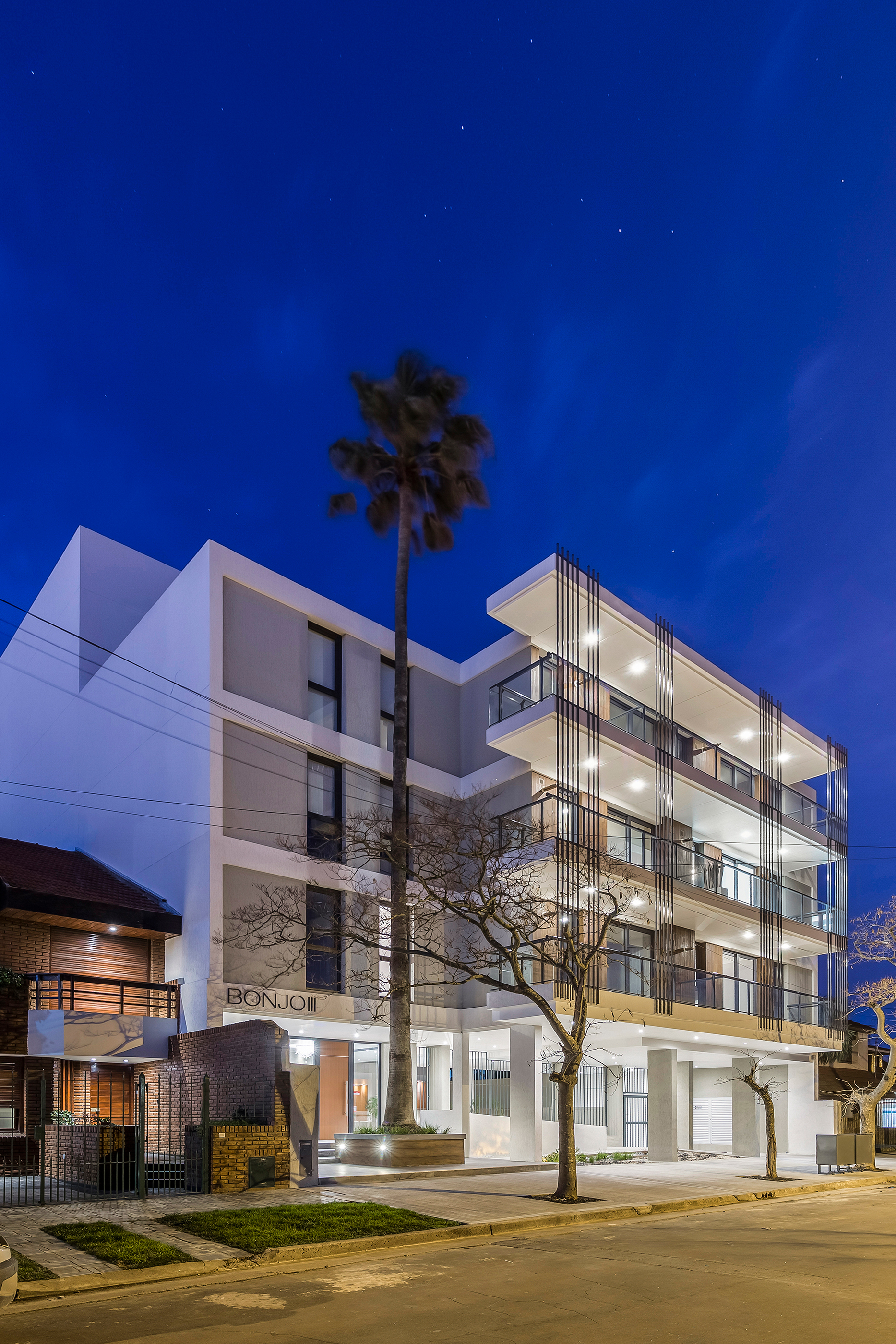 Gallery of Mio Building Bonjo III / Estudio Moirë arquitectos - 14