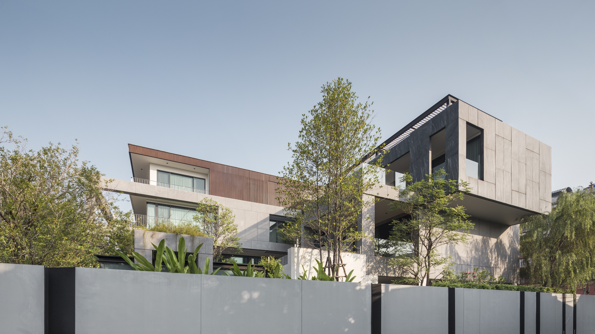 Gallery of ReGEN House / EKAR - 47
