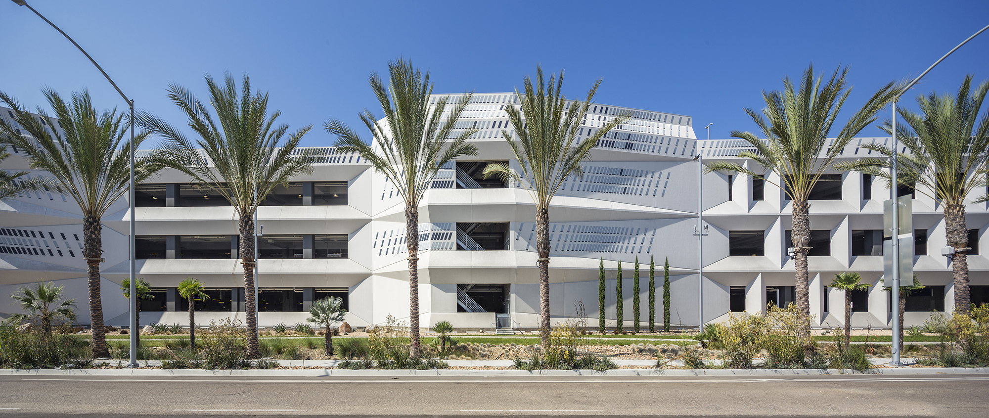 Gallery of This E-Paper Tile Facade Is Inspired by the WW1 Military ...