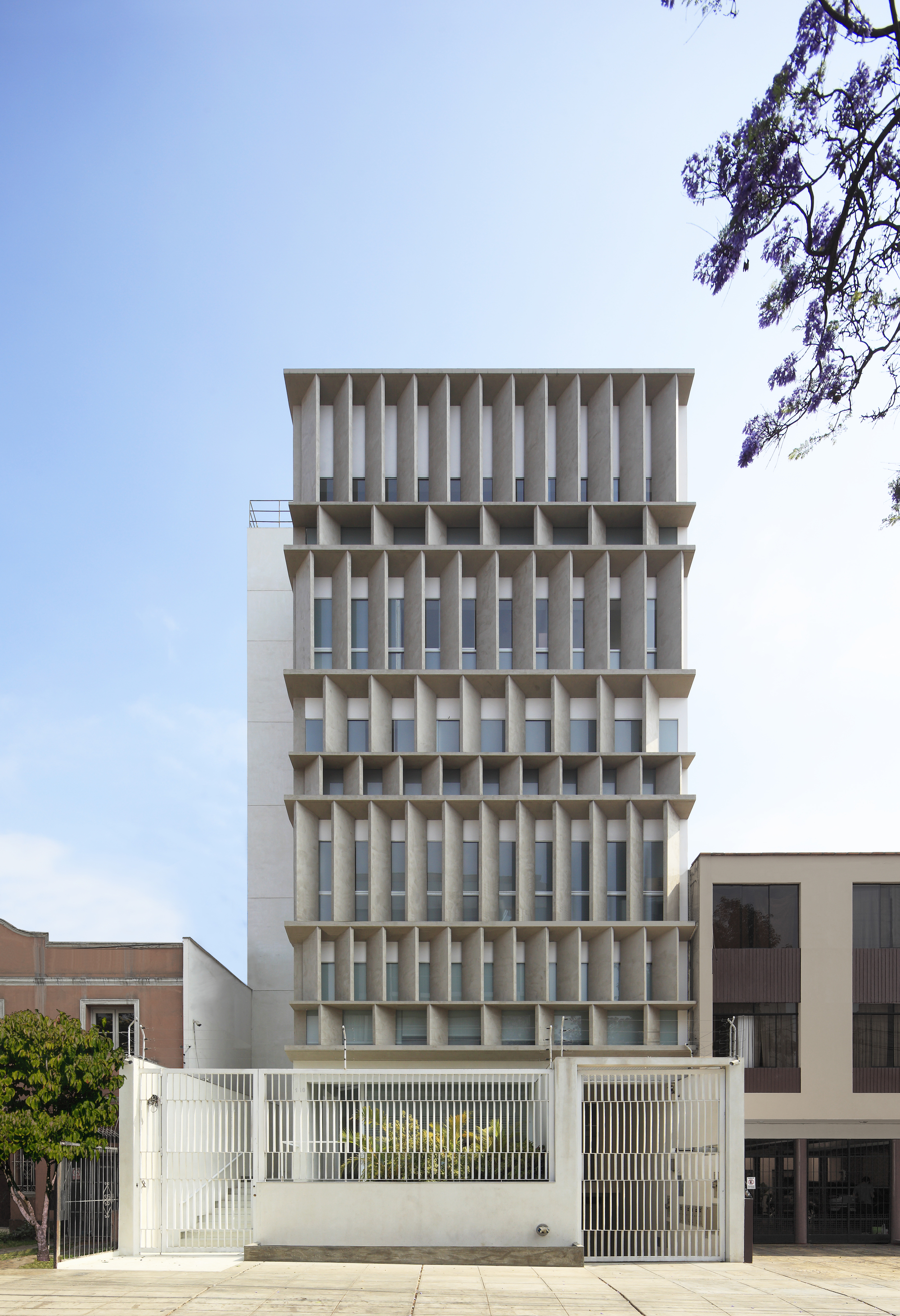 Galería de Edificio Atenea / K+M Arquitectura y Urbanismo - 6