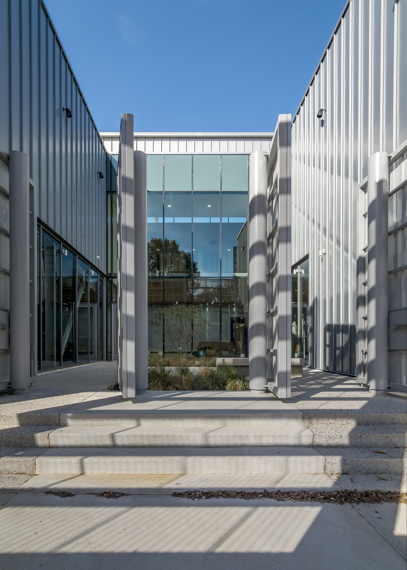 Gallery of Ballet Memphis / archimania - 29