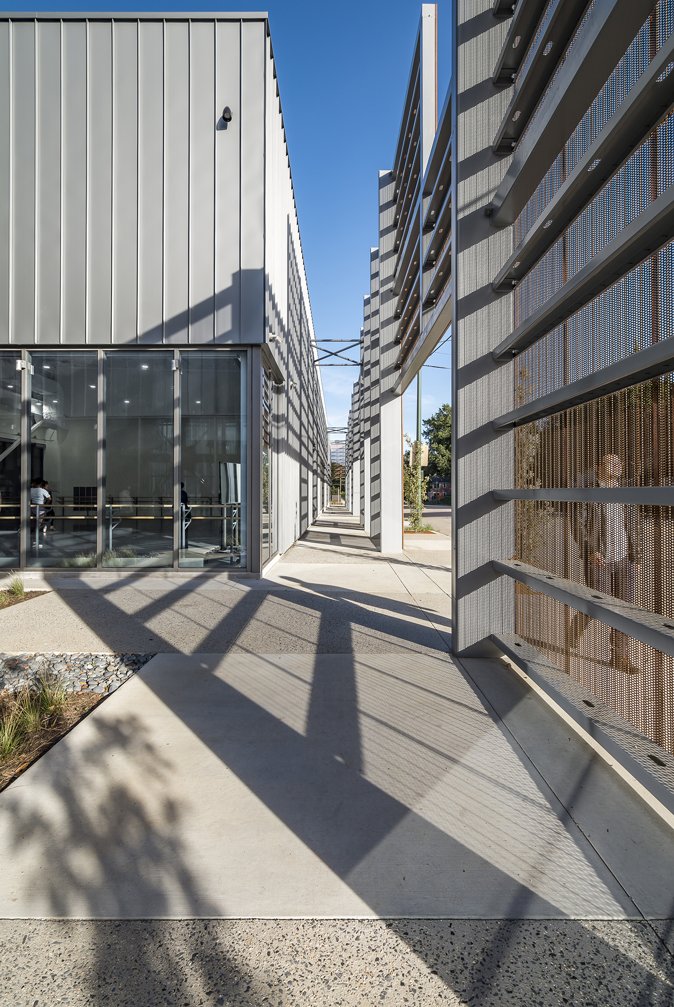 Gallery of Ballet Memphis / archimania - 19