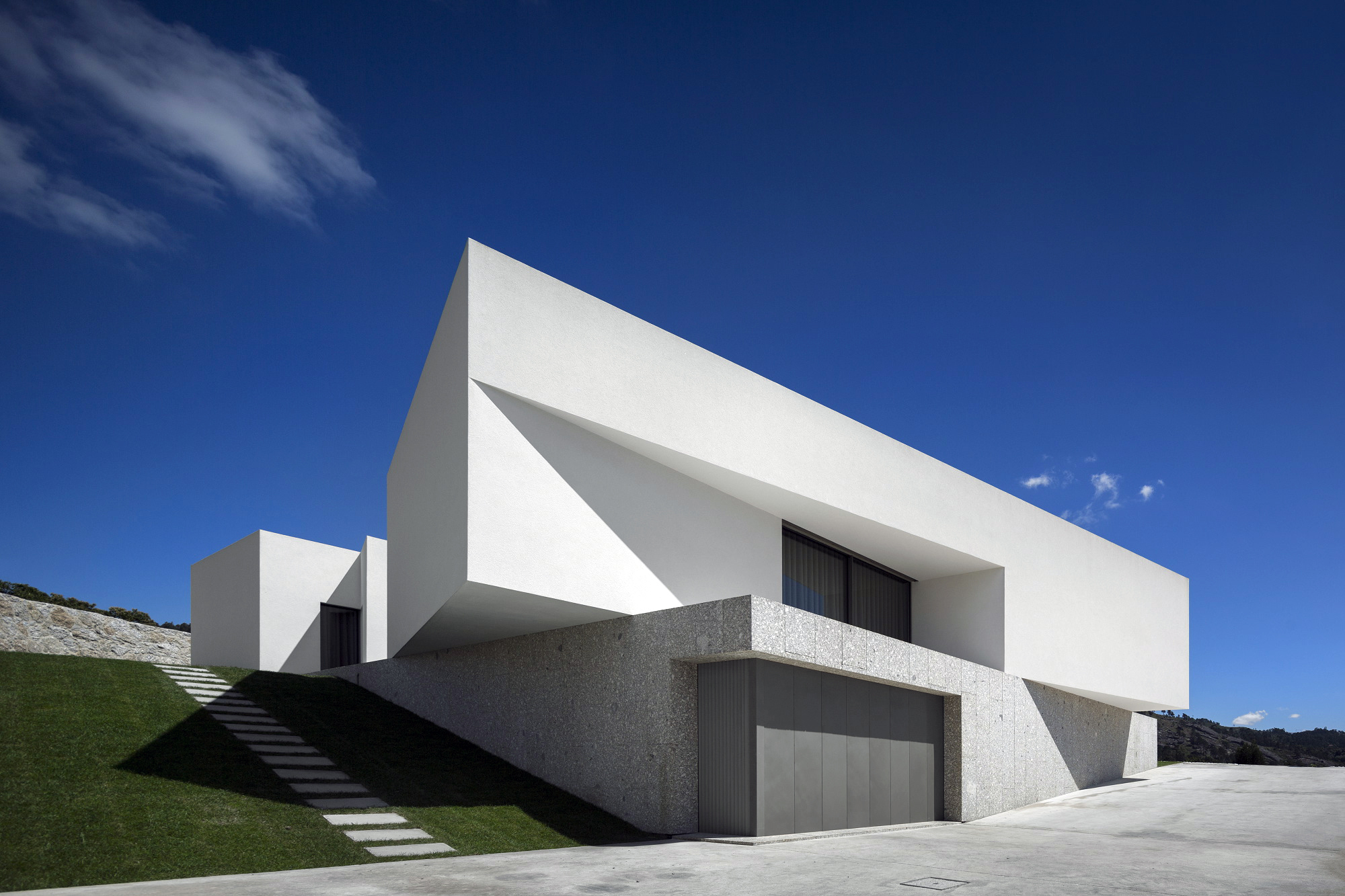 Gallery of Brunhais House / Rui Vieira Oliveira - 6