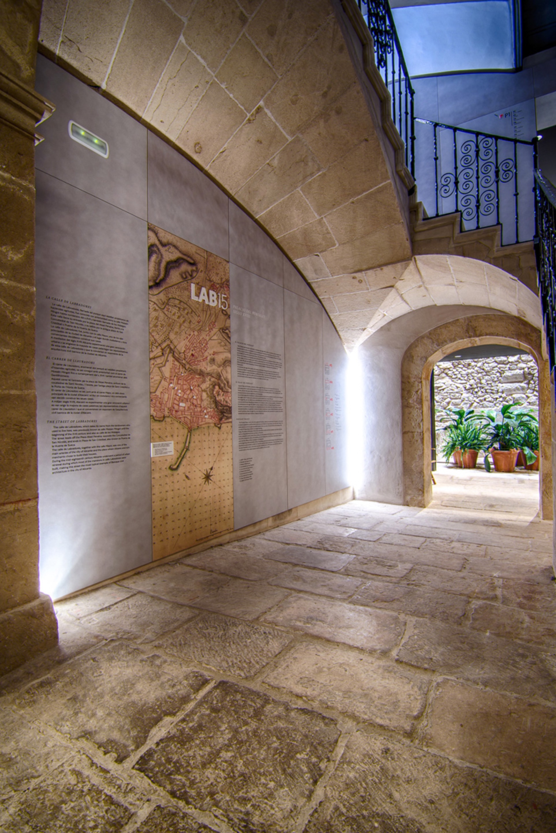 Galería de LAB15. Palacio el Portalet / Estudio Rocamora Diseño ...