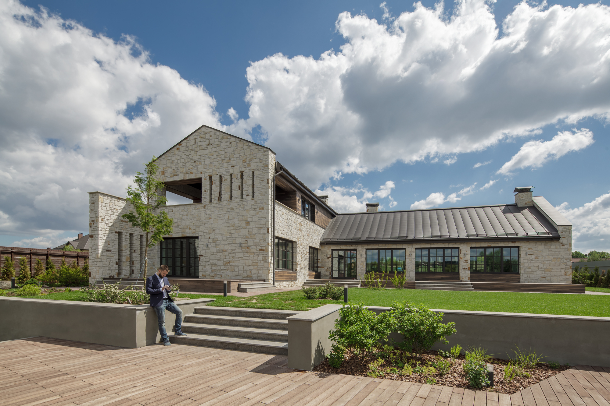 Gallery of Rock House / 33bY Architecture - 6