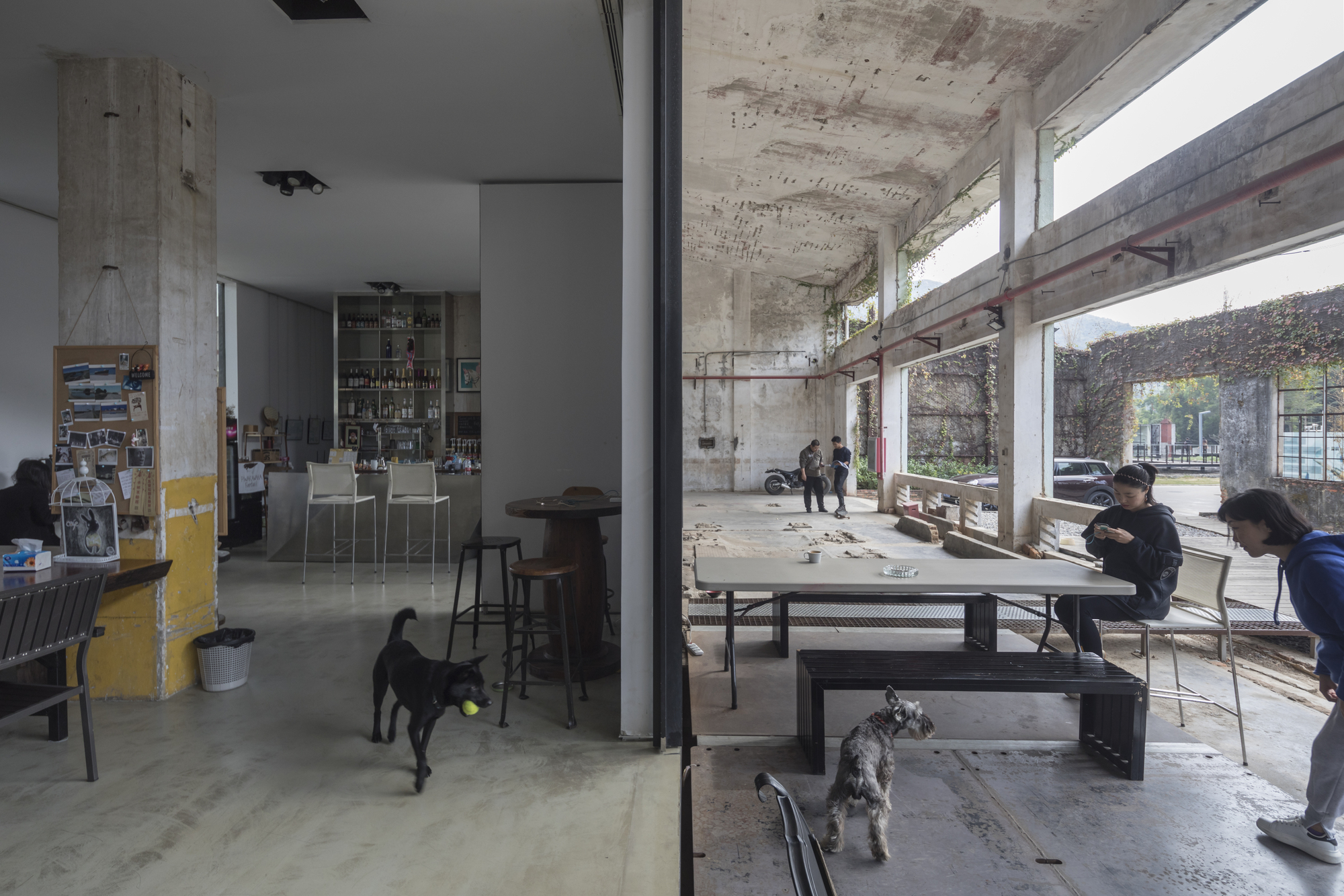 Gallery of This Once-Abandoned Chinese Cloth Factory Was Refurbished ...