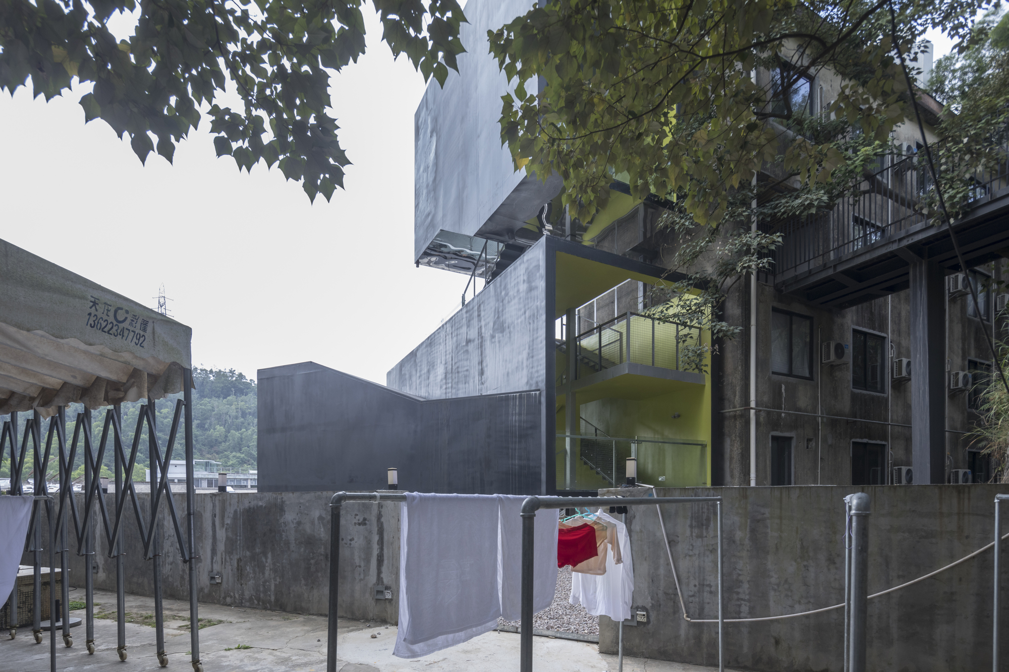 Gallery of This Once-Abandoned Chinese Cloth Factory Was Refurbished ...