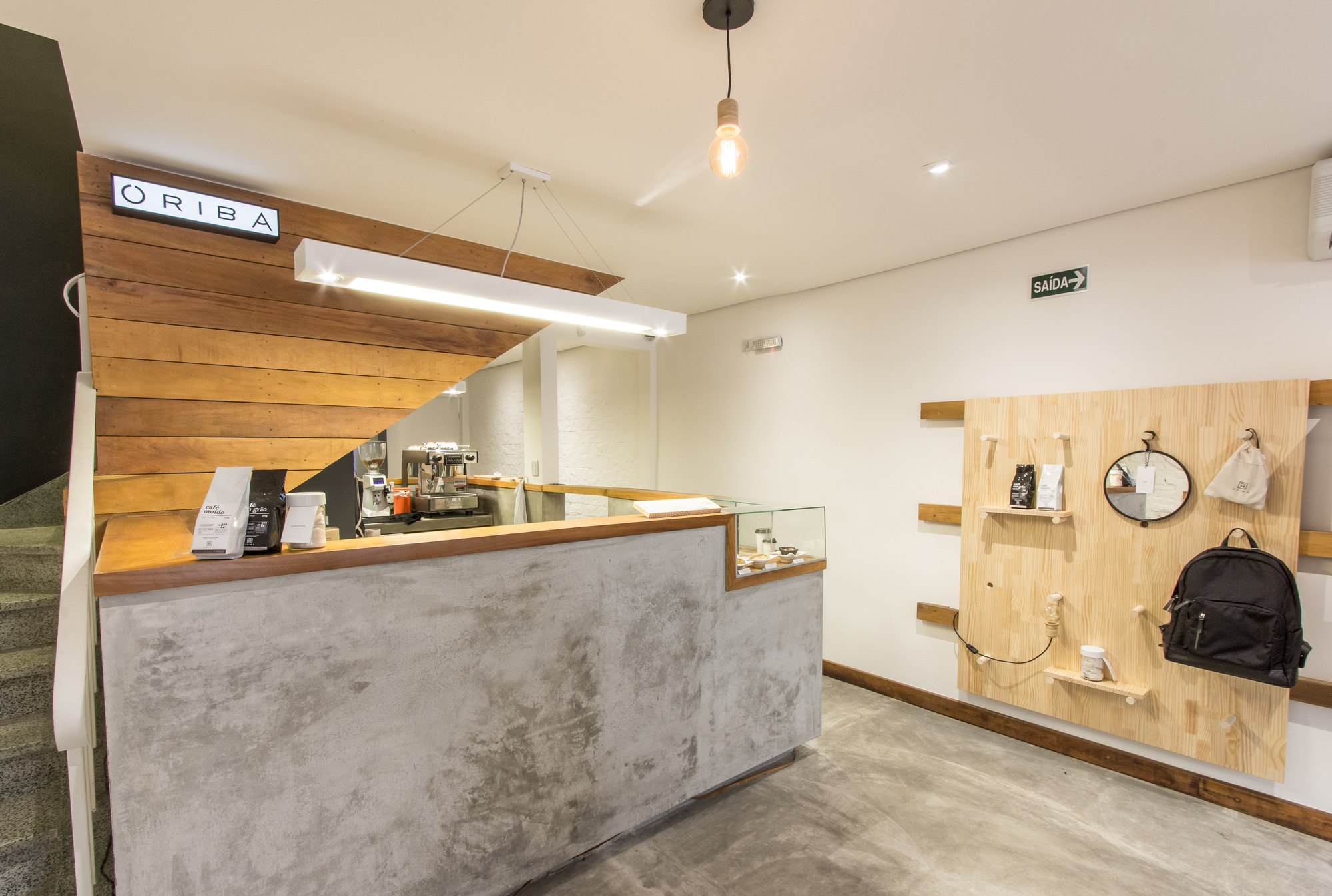 Gallery of Oriba Store / André Sumida + Joana Espinha - 9