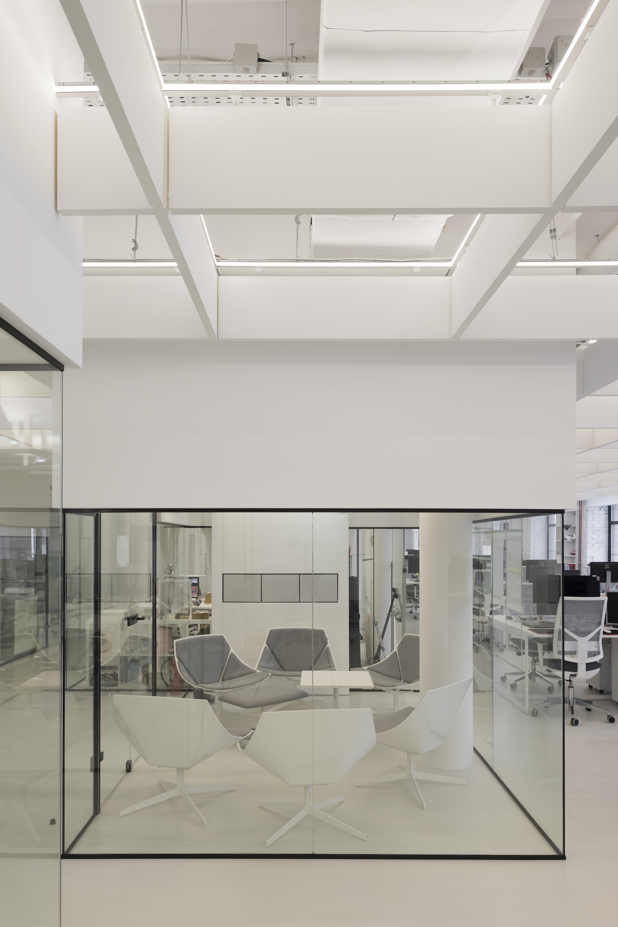 Gallery of RAMBLER&Co Software Dept. / Nefa Architects - 26