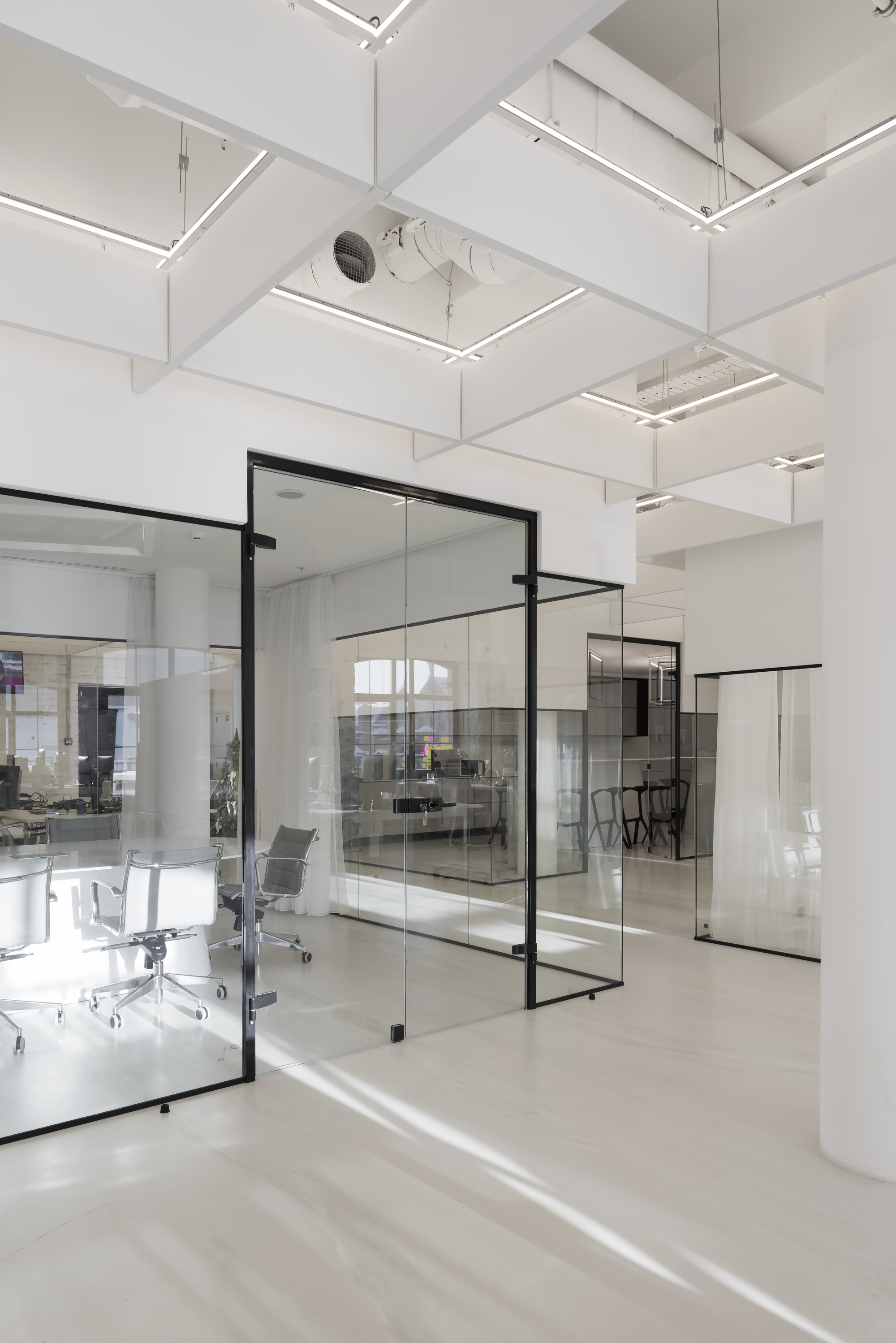 Gallery of RAMBLER&Co Software Dept. / Nefa Architects - 19