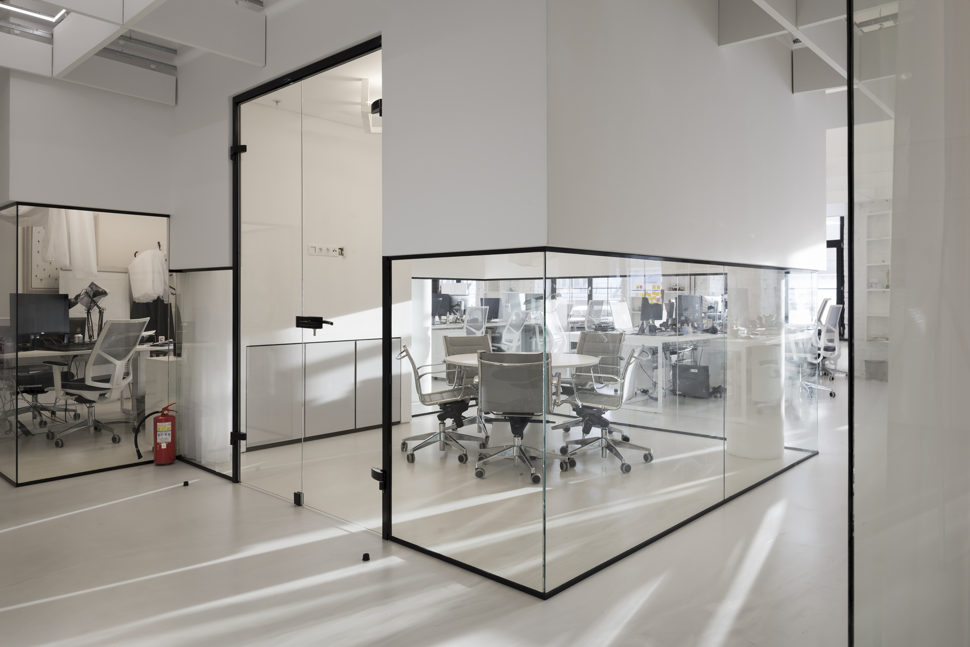 Gallery of RAMBLER&Co Software Dept. / Nefa Architects - 33