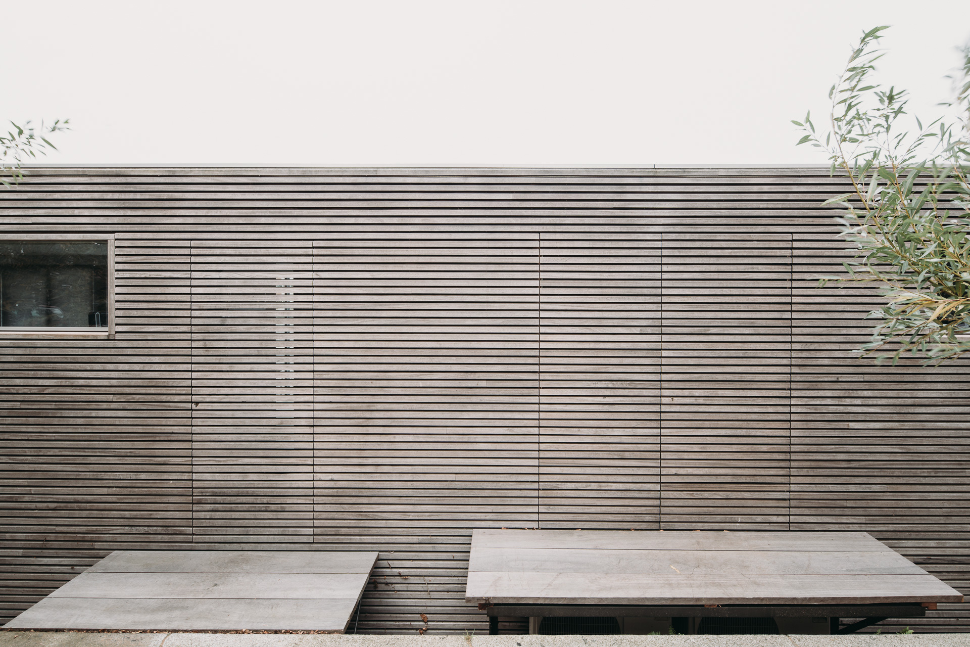 Gallery of Energy Neutral Floating Villa ‘Haarlem Shuffle’ / vanOmmeren ...