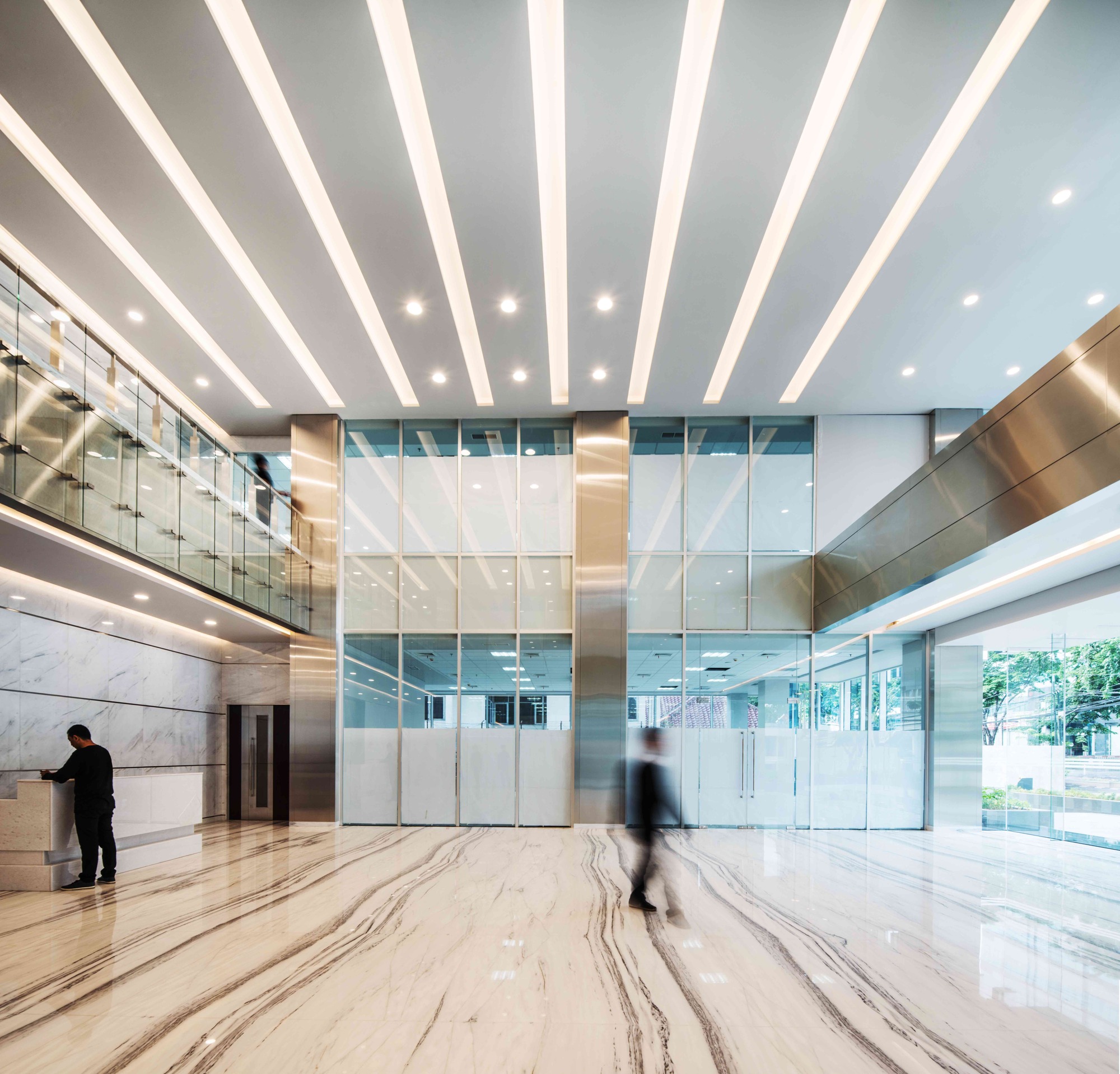 Gallery of Jagat Tower / Sindhu Hadiprana Design Consultant & Studio Sa ...