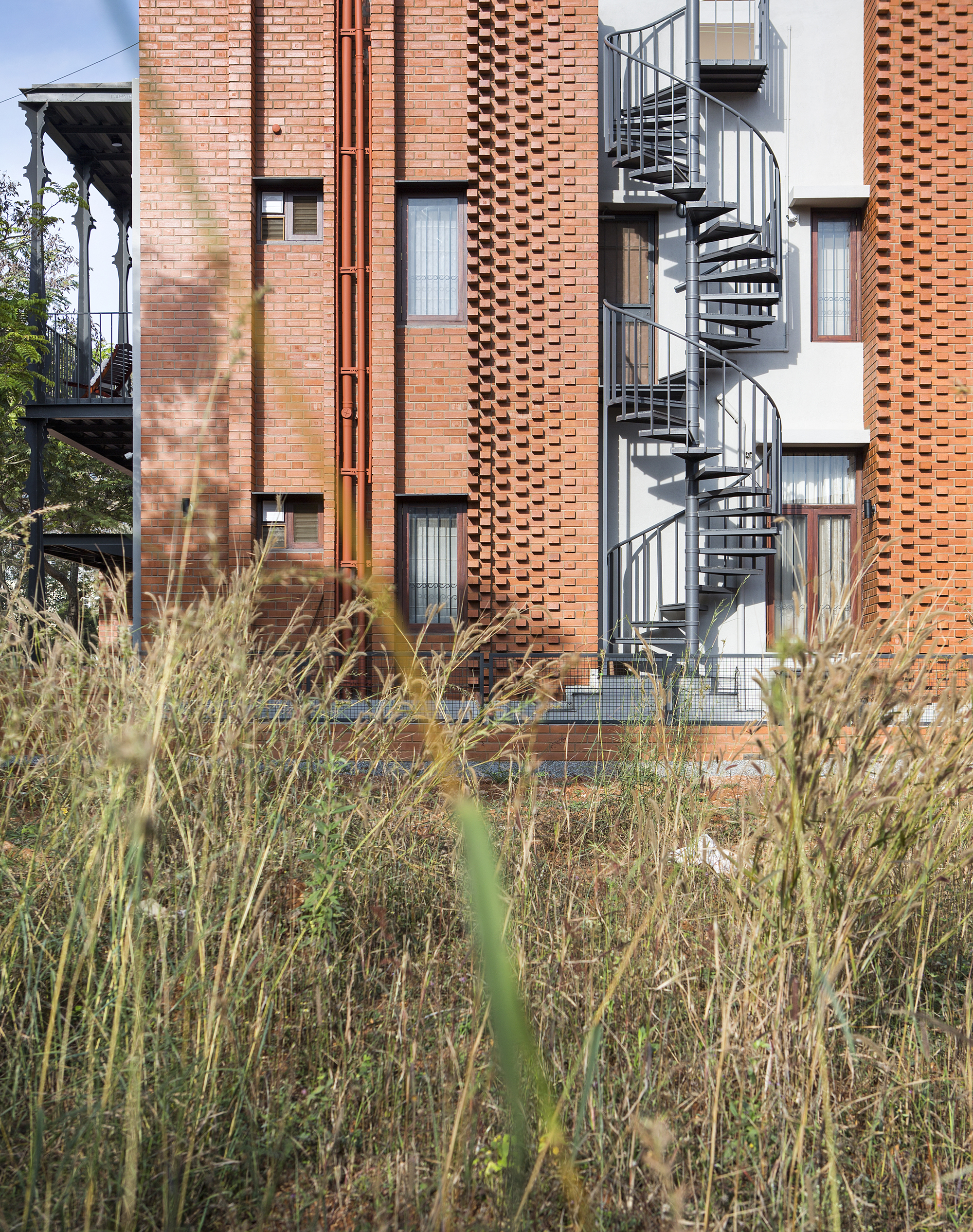 Gallery of Corbel House / Kamat & Rozario Architecture - 21