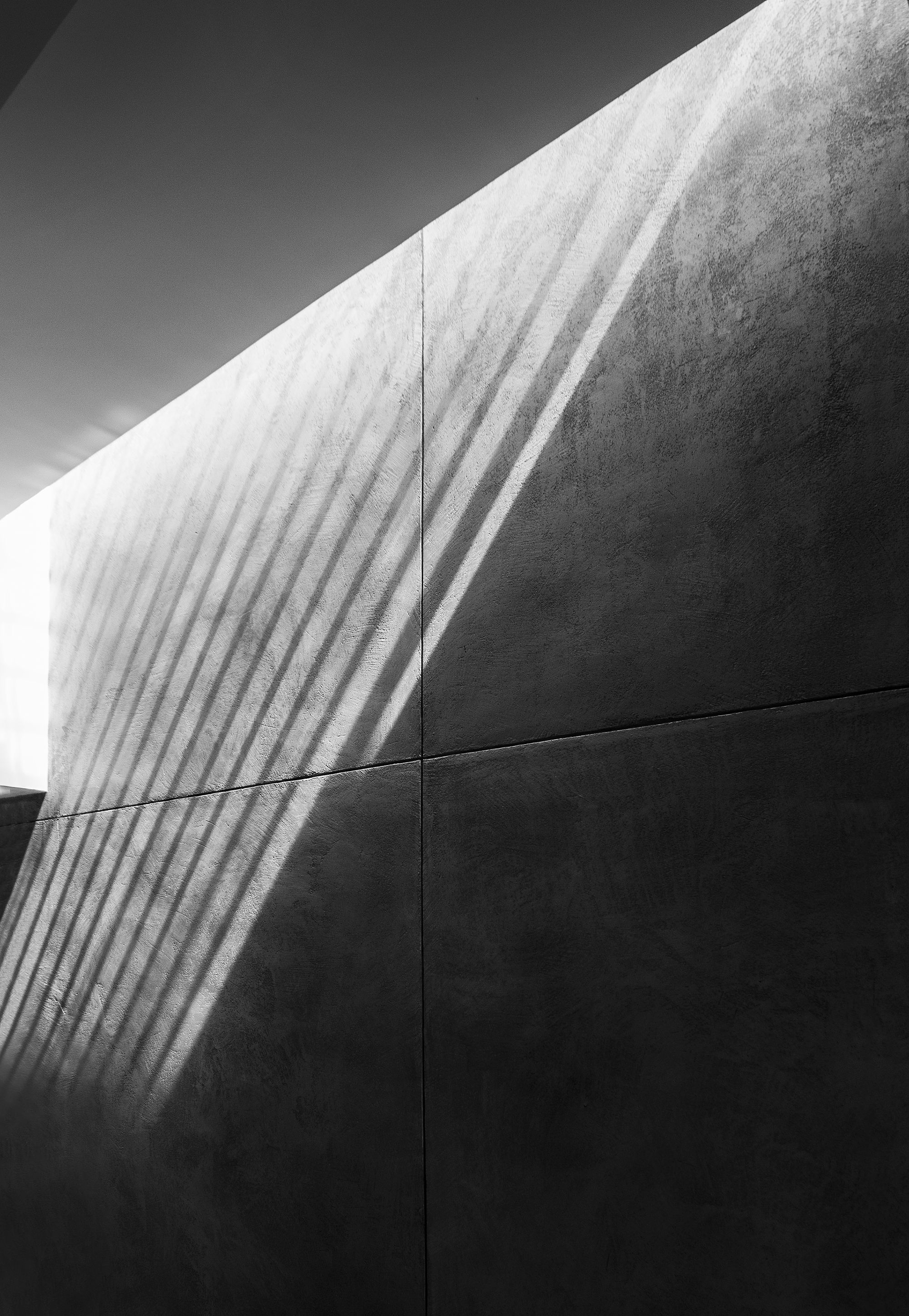 Gallery of Corbel House / Kamat & Rozario Architecture - 24