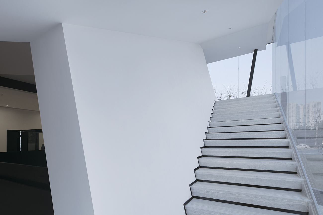 Gallery of Chongqing Tiandi Art Museum / Shenzhen Huahui Design - 10