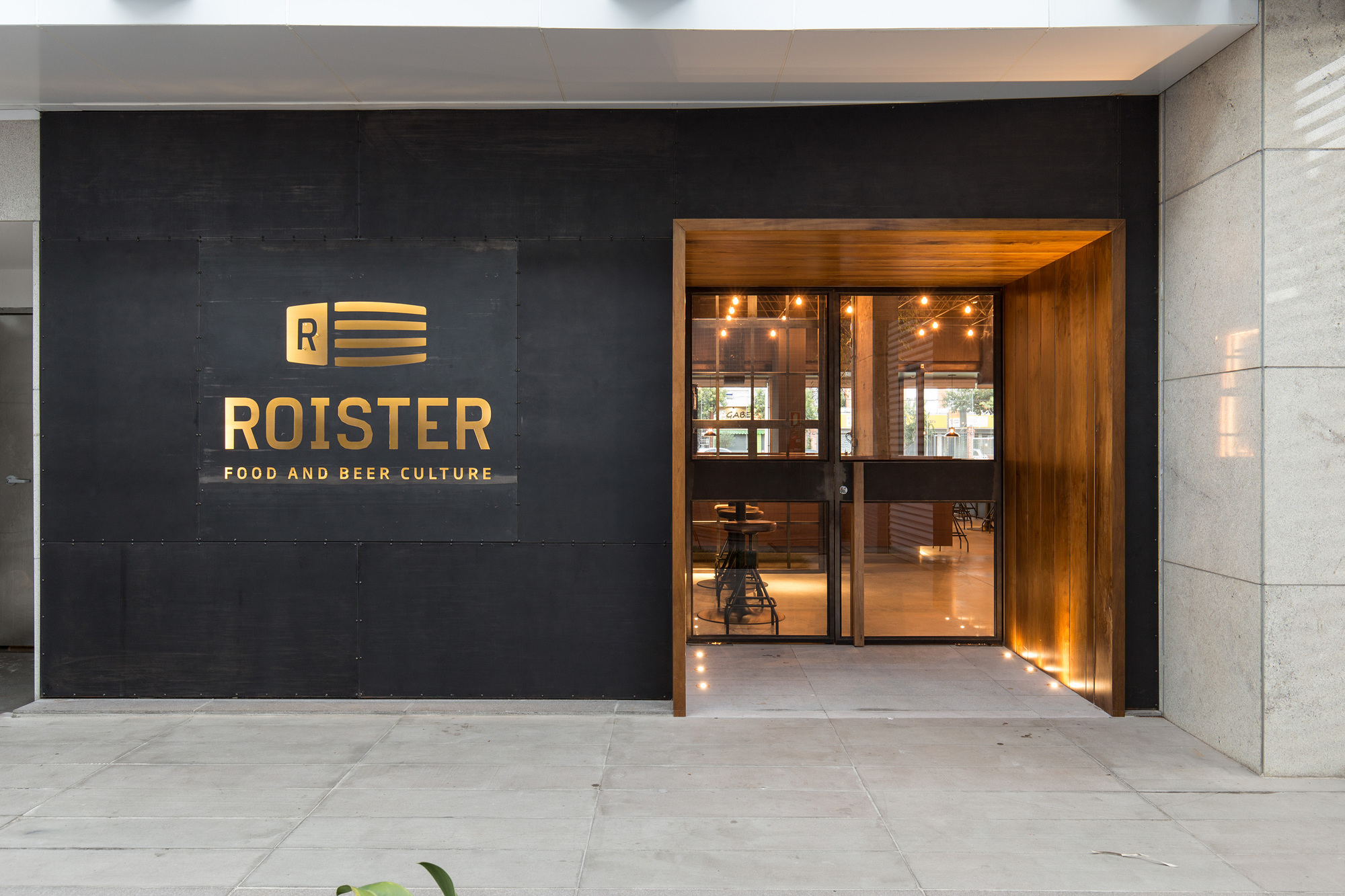 Galeria de ROISTER / Butiá Arquitetura - 14