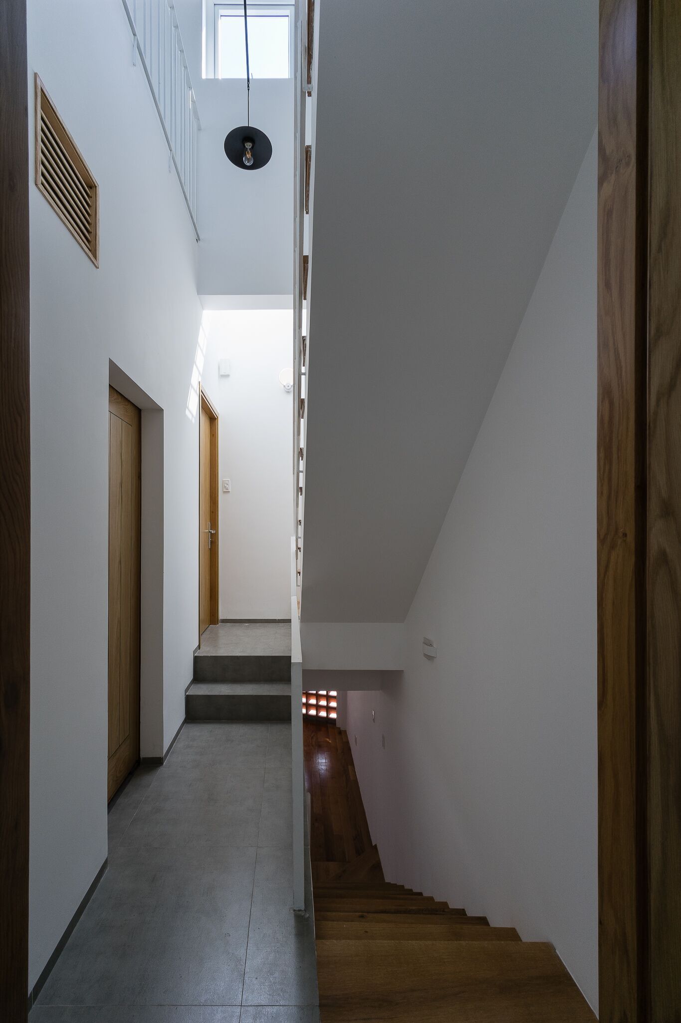 Gallery of THE’S House / G+ Architects - 10