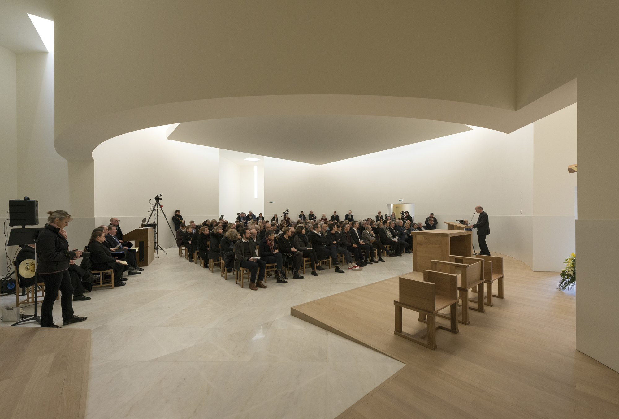 Gallery of Alvaro Siza's New Church of Saint-Jacques de la Lande ...