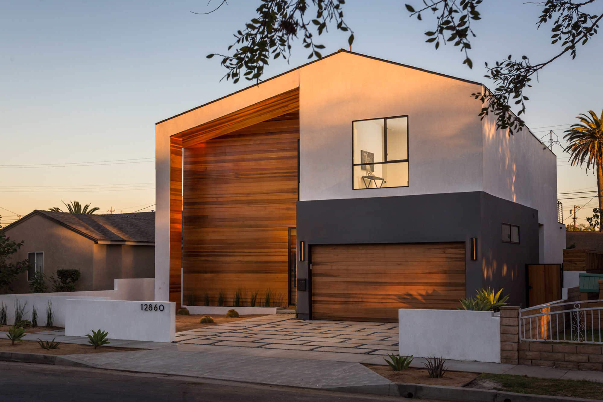 Gallery of Admiral House / Molina Designs - 10
