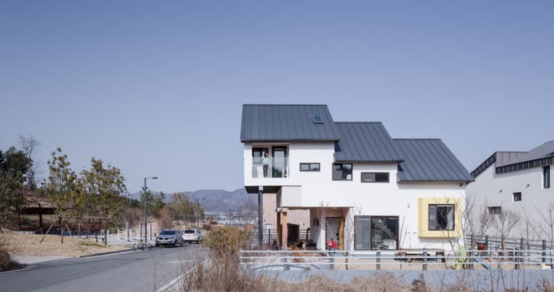 Gallery of Slow House / KDDH - 8