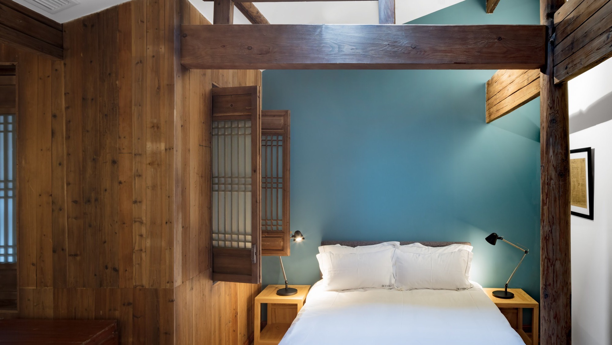 Gallery of Wuyuan Skywells Hotel / anySCALE - 21