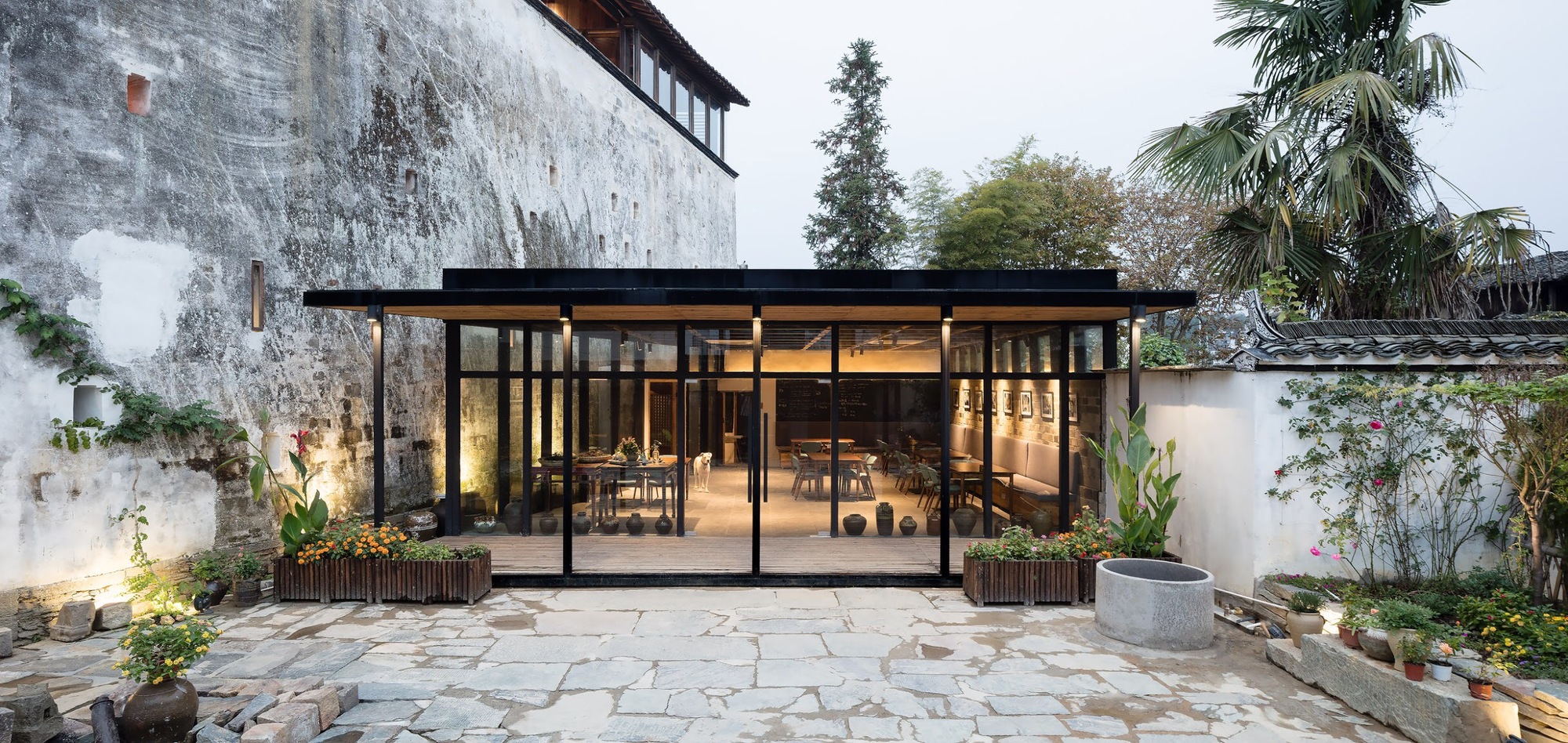 Gallery of Wuyuan Skywells Hotel / anySCALE - 2