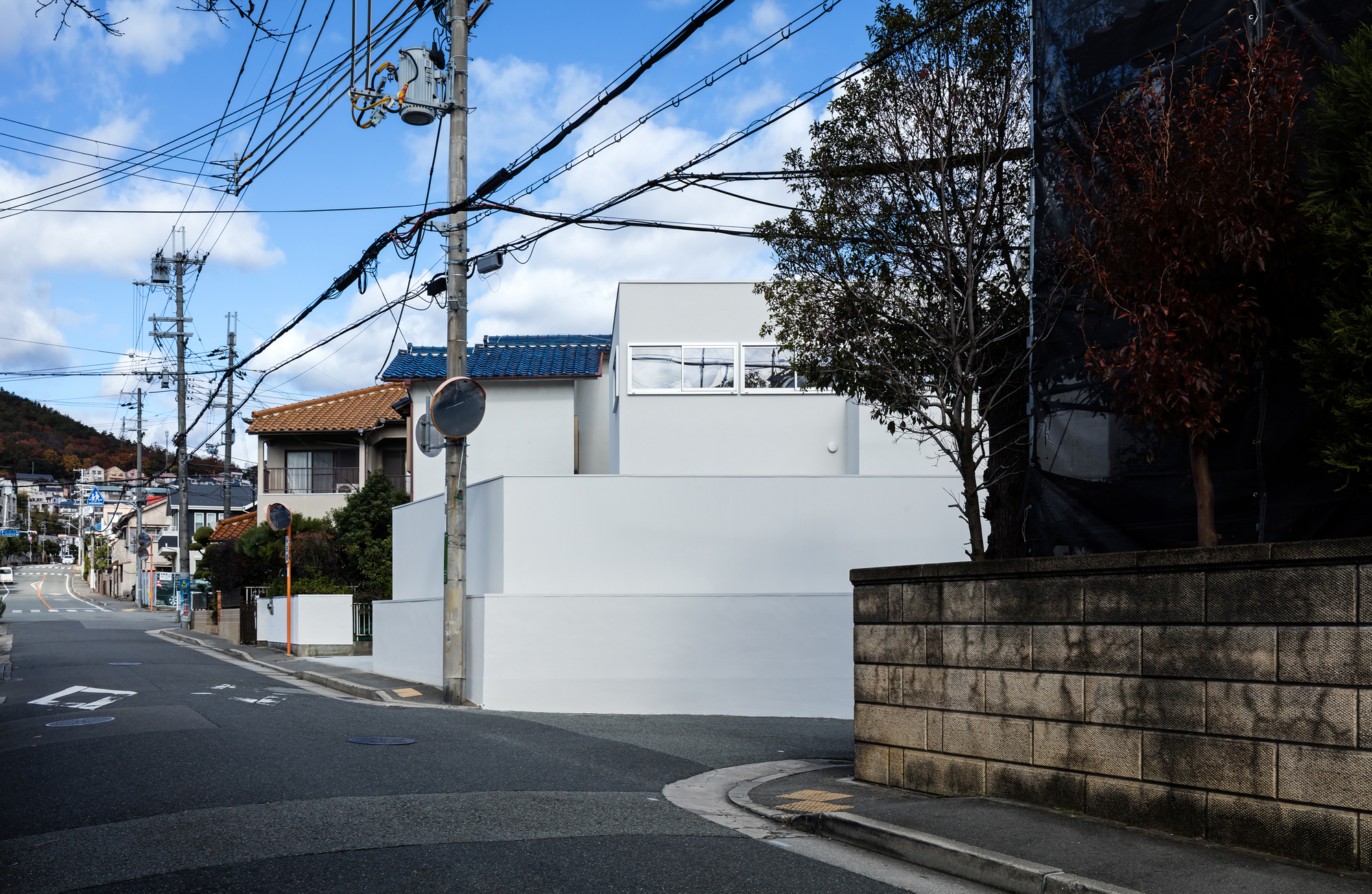 Gallery of HEY HOUSE / nLDK Architects - 12