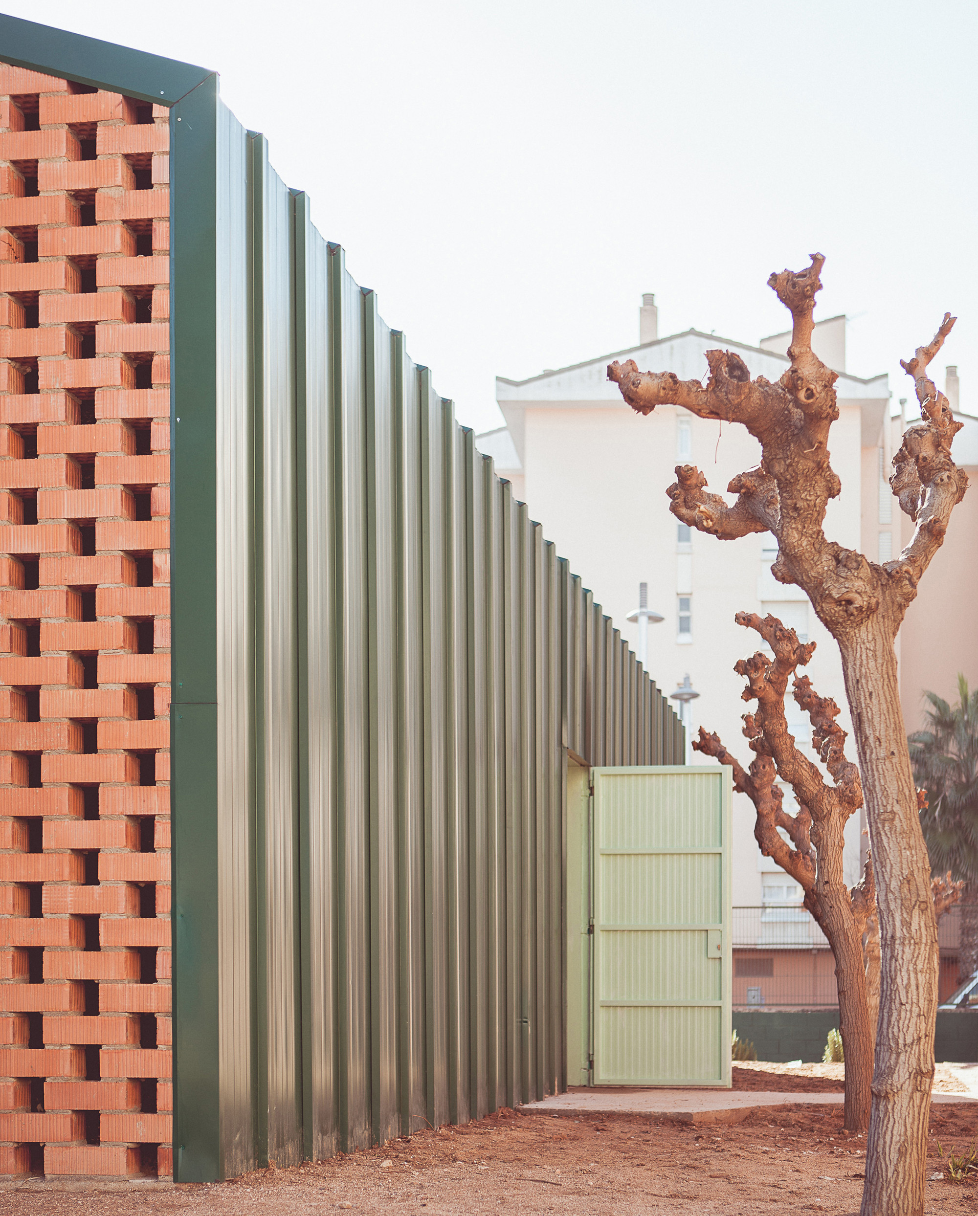 Gallery of 18 Different Projects That Feature the Color Green - 7