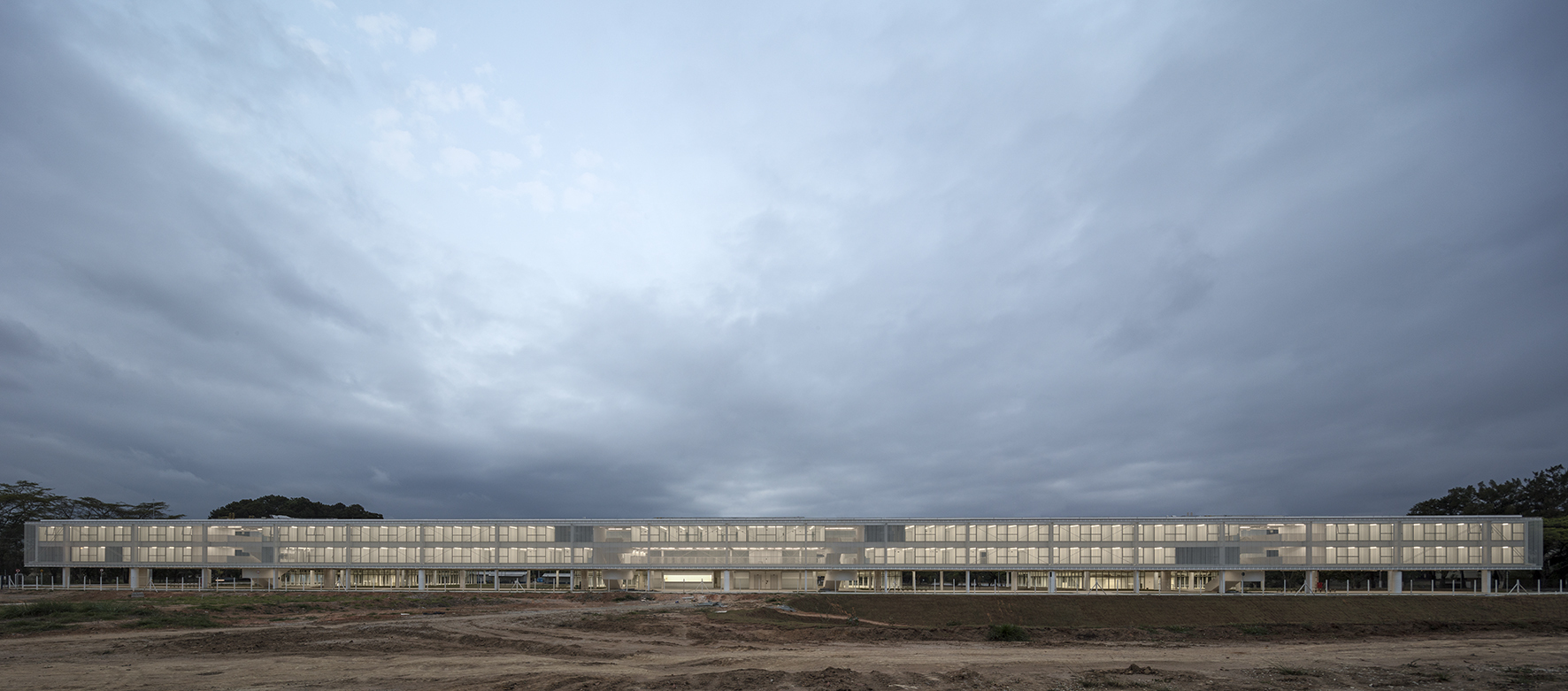 Gallery of Fundamental Sciences Division Building / METRO Arquitetos ...