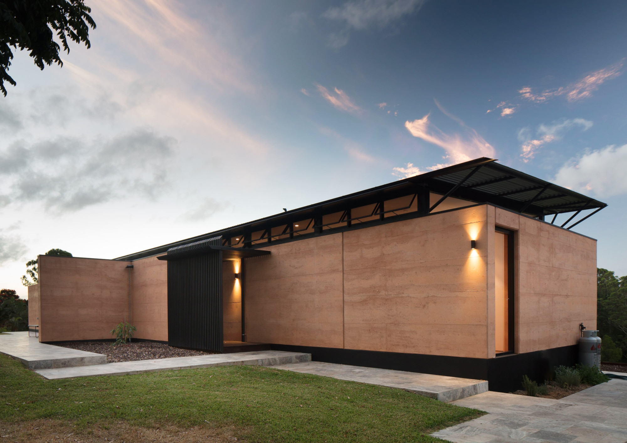 Gallery of Avonlea House / Robinson Architects - 8