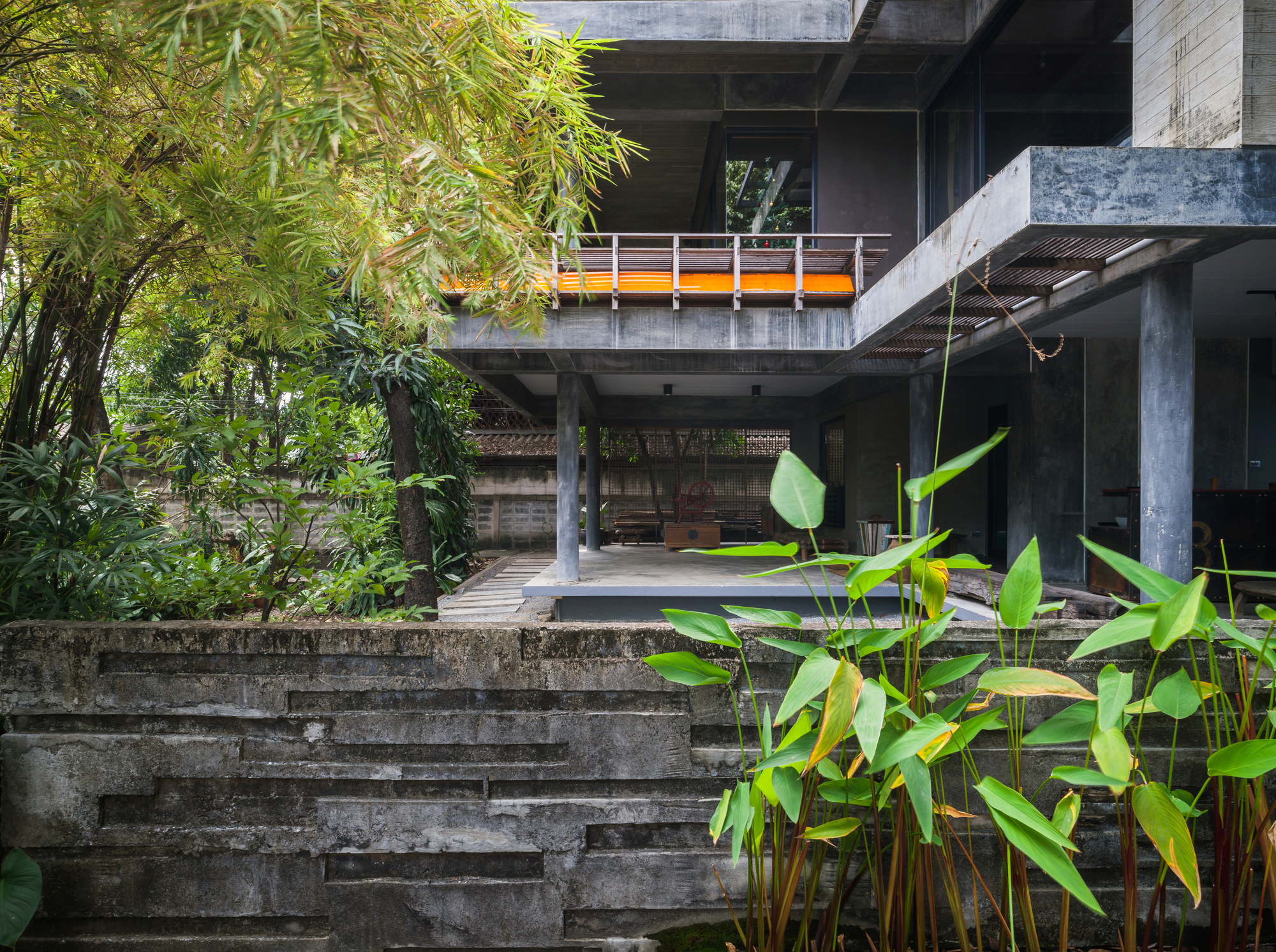 Gallery of Mango Tree House / Volume Matrix Studio - 8