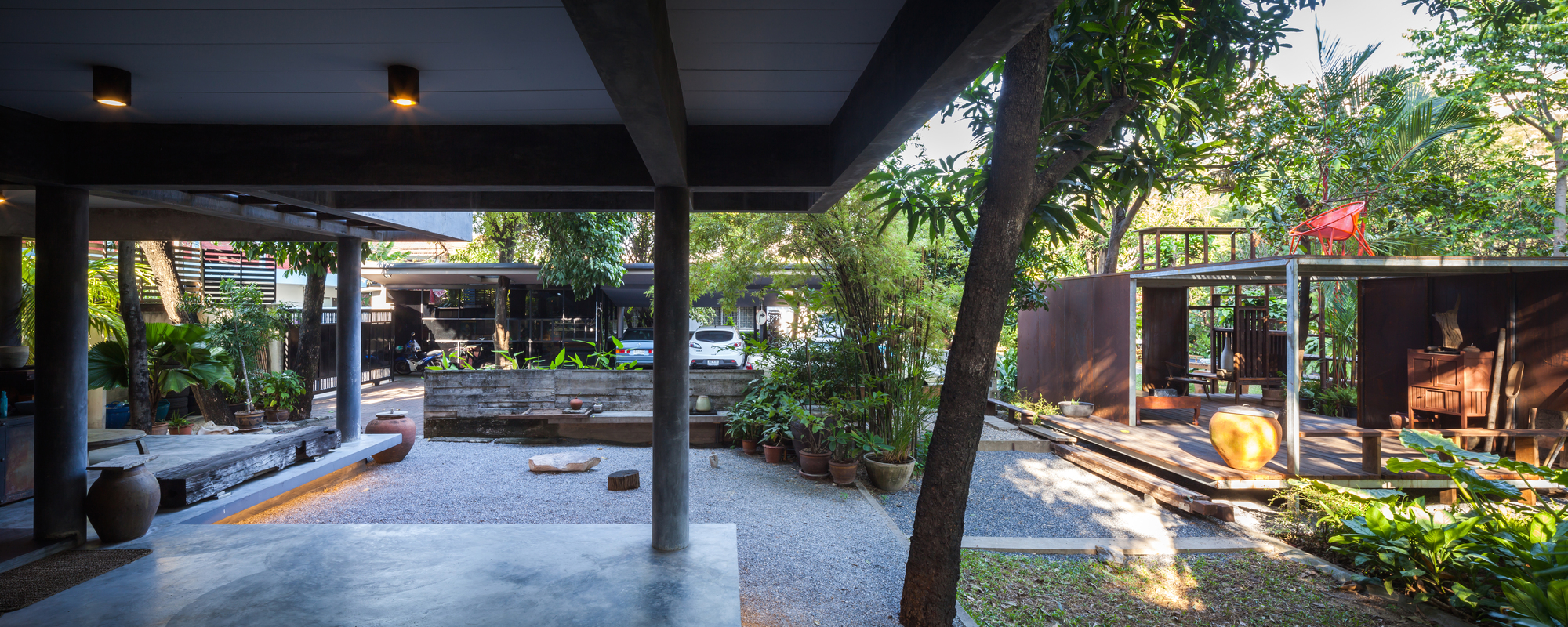 Gallery of Mango Tree House / Volume Matrix Studio - 19