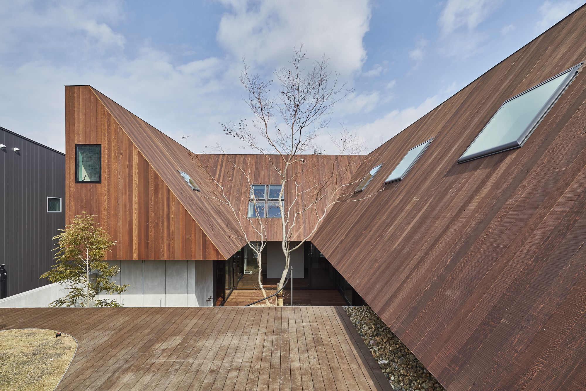 SHIMA / Keitaro Muto Architects | ArchDaily