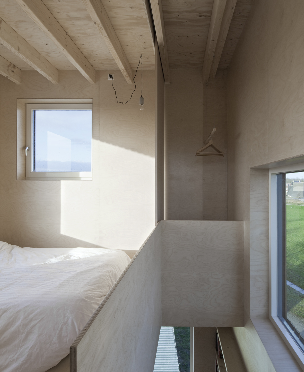 Galeria de Micro Habitação Slim Fit / ANA ROCHA architecture - 21