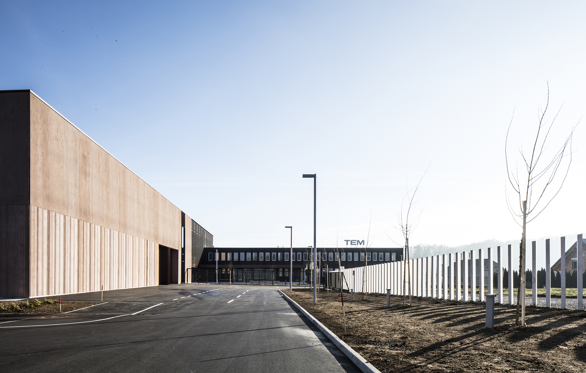 Galeria de Novo showroom e depósito / Jereb in Budja arhitekti - 4