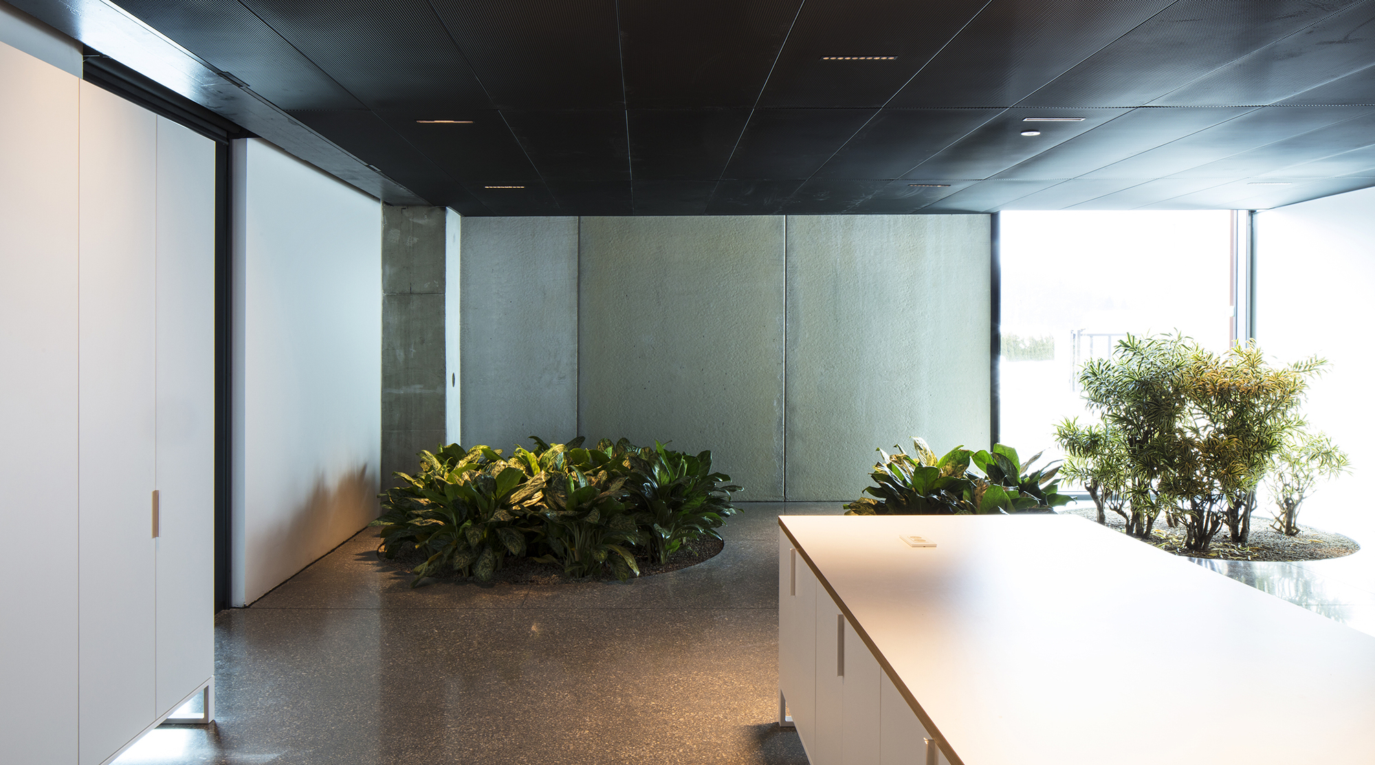 Galeria de Novo showroom e depósito / Jereb in Budja arhitekti - 6