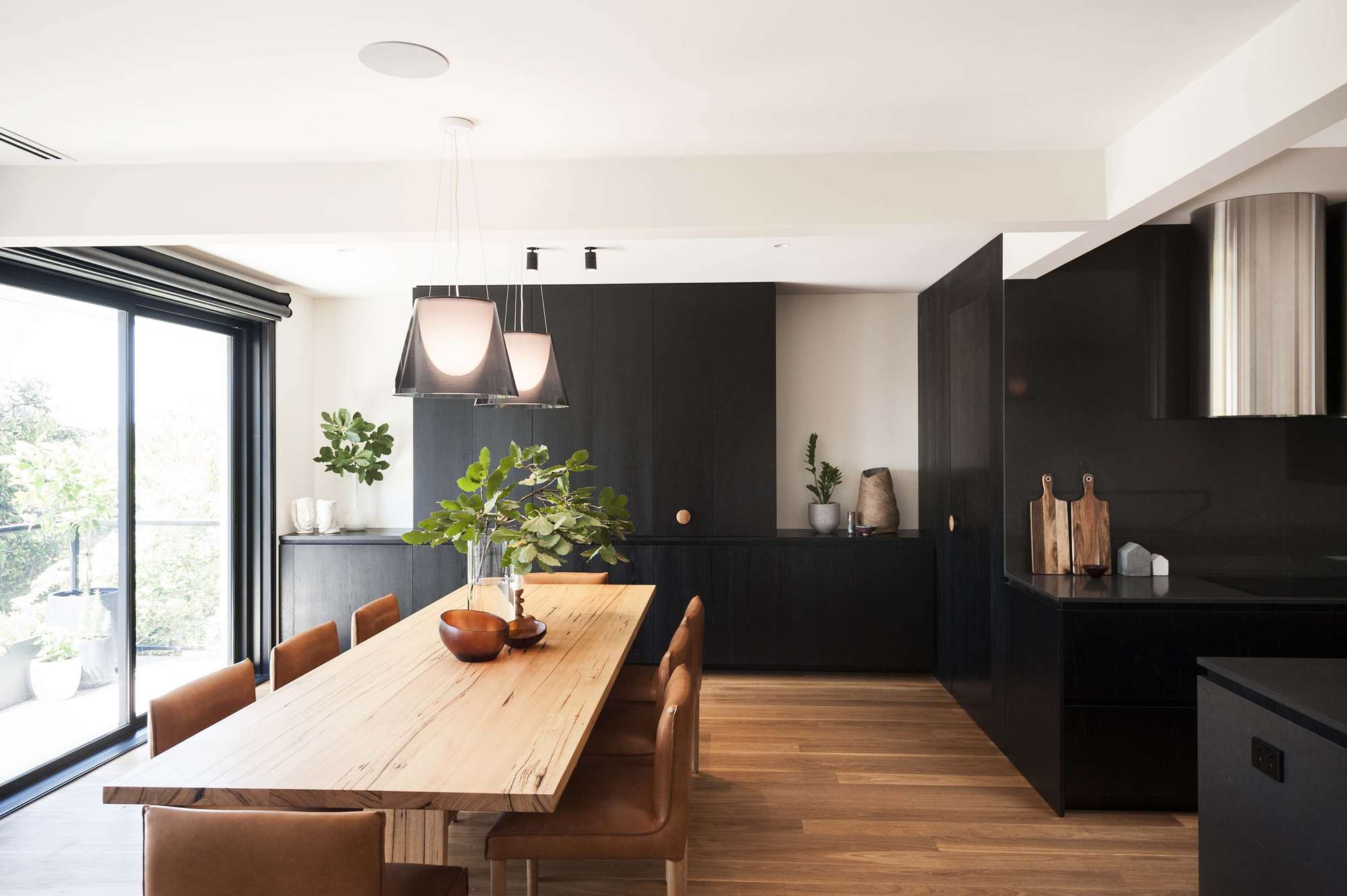 Gallery of Upside-Down House / Inbetween Architecture - 17