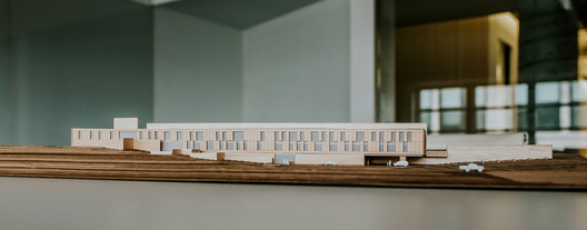 Reeds Spring Middle School / Dake Wells Architecture | ArchDaily