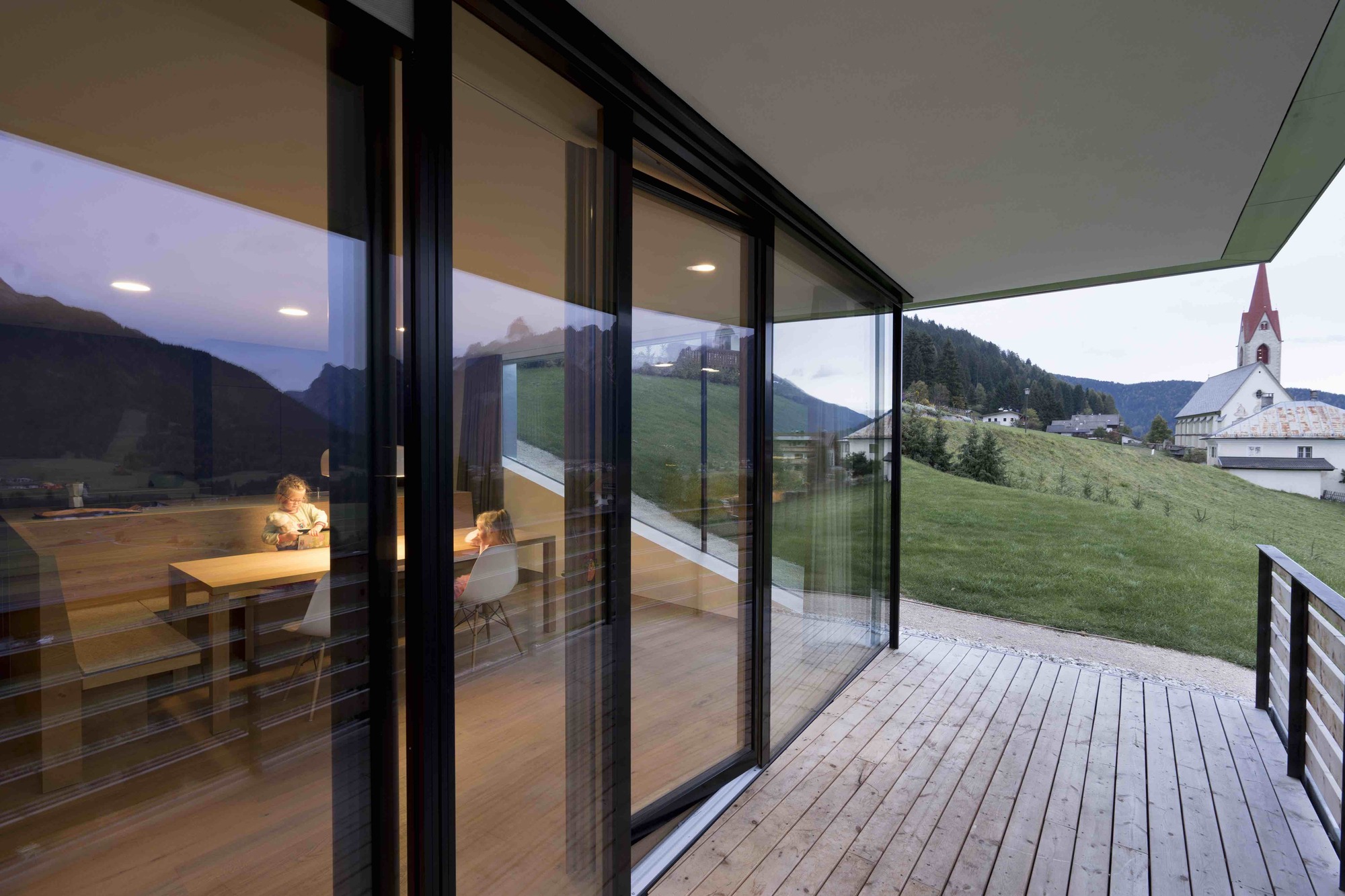 Gallery of House H / Plasma studio - 21