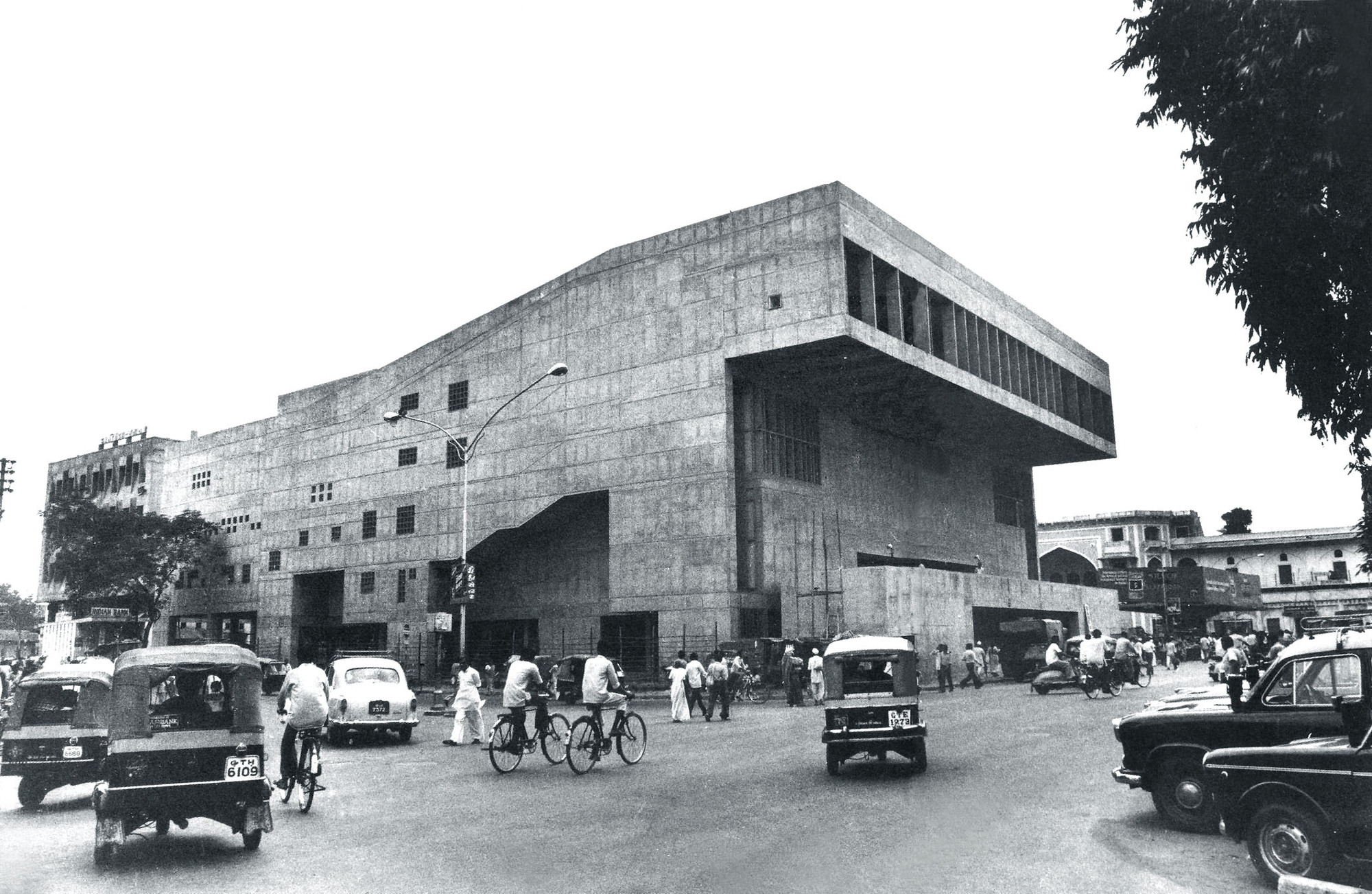 Gallery of 2018 Pritzker Prize Winner Balkrishna Doshi's Work in 21 ...