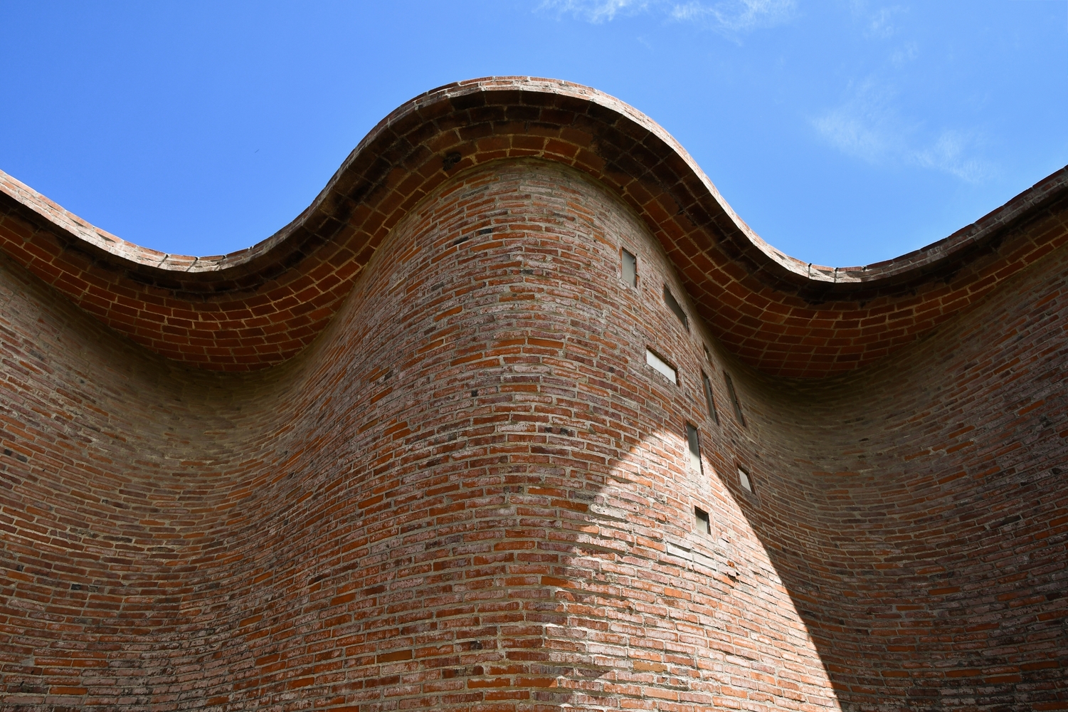 Gallery of The Intricate, Undulating Brickwork at Eladio Dieste's ...