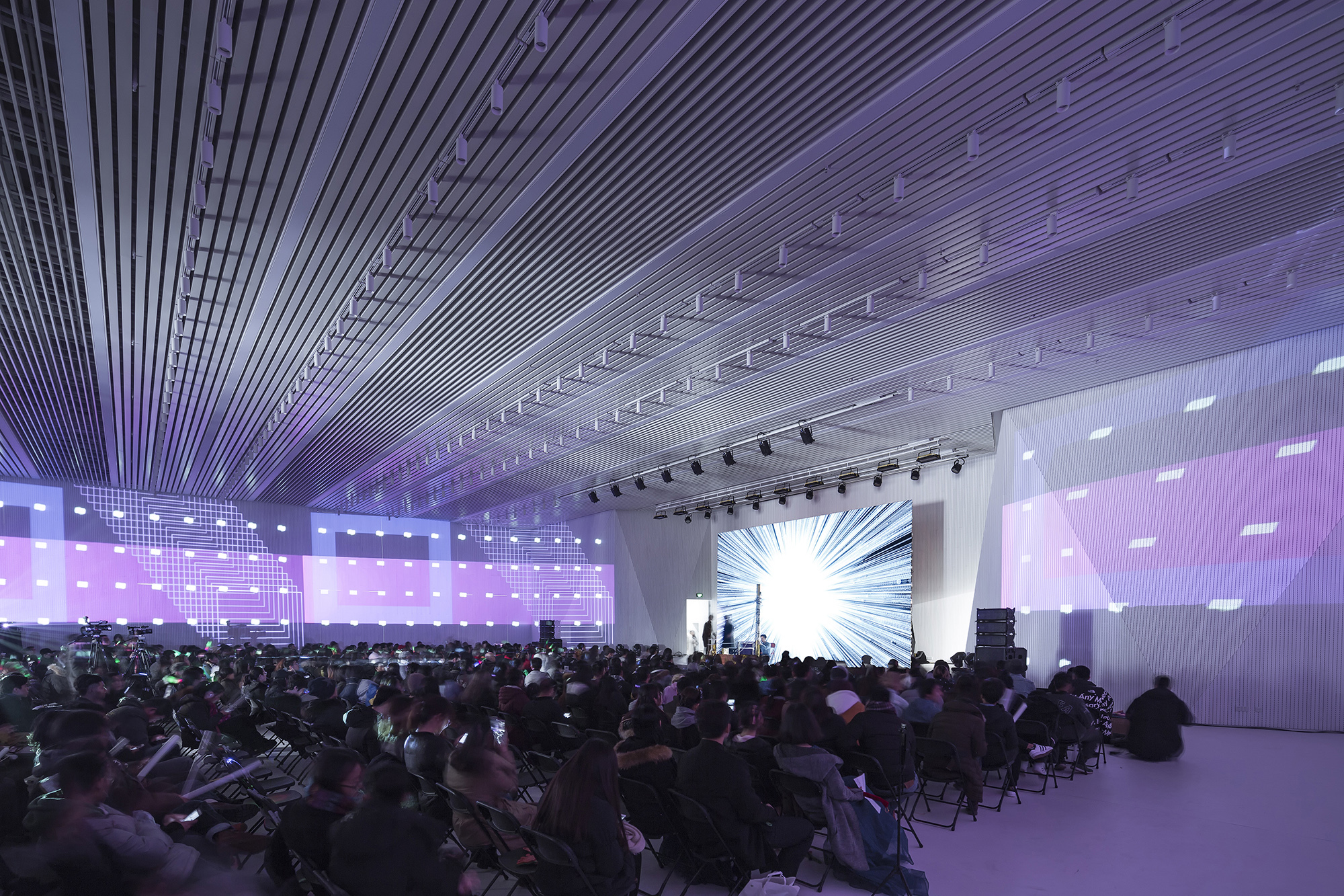 Gallery of Renovation of the Multi-Function Hall in Central Academy of ...