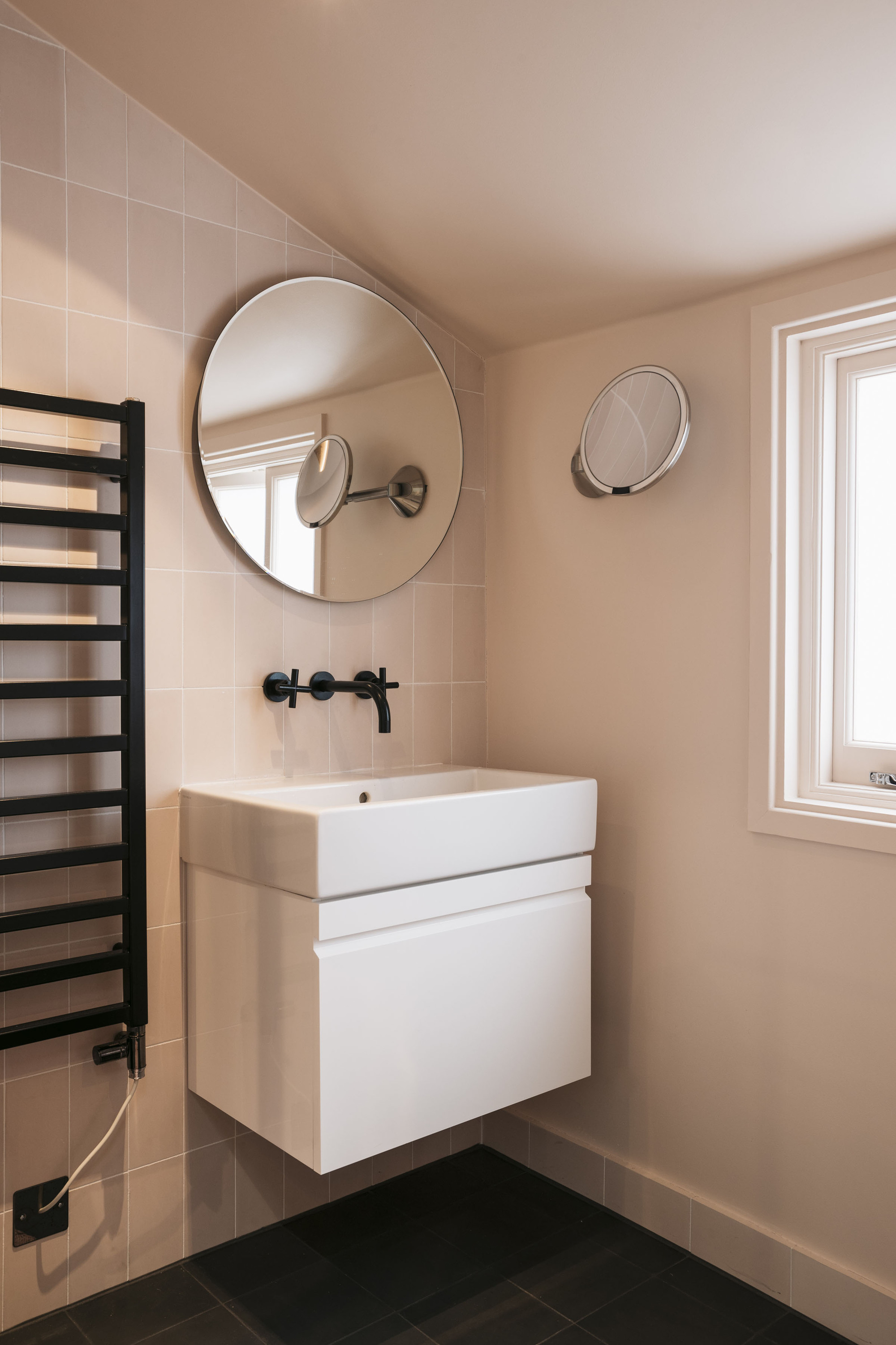 Gallery of The Curated Home / Mustard Architects - 11