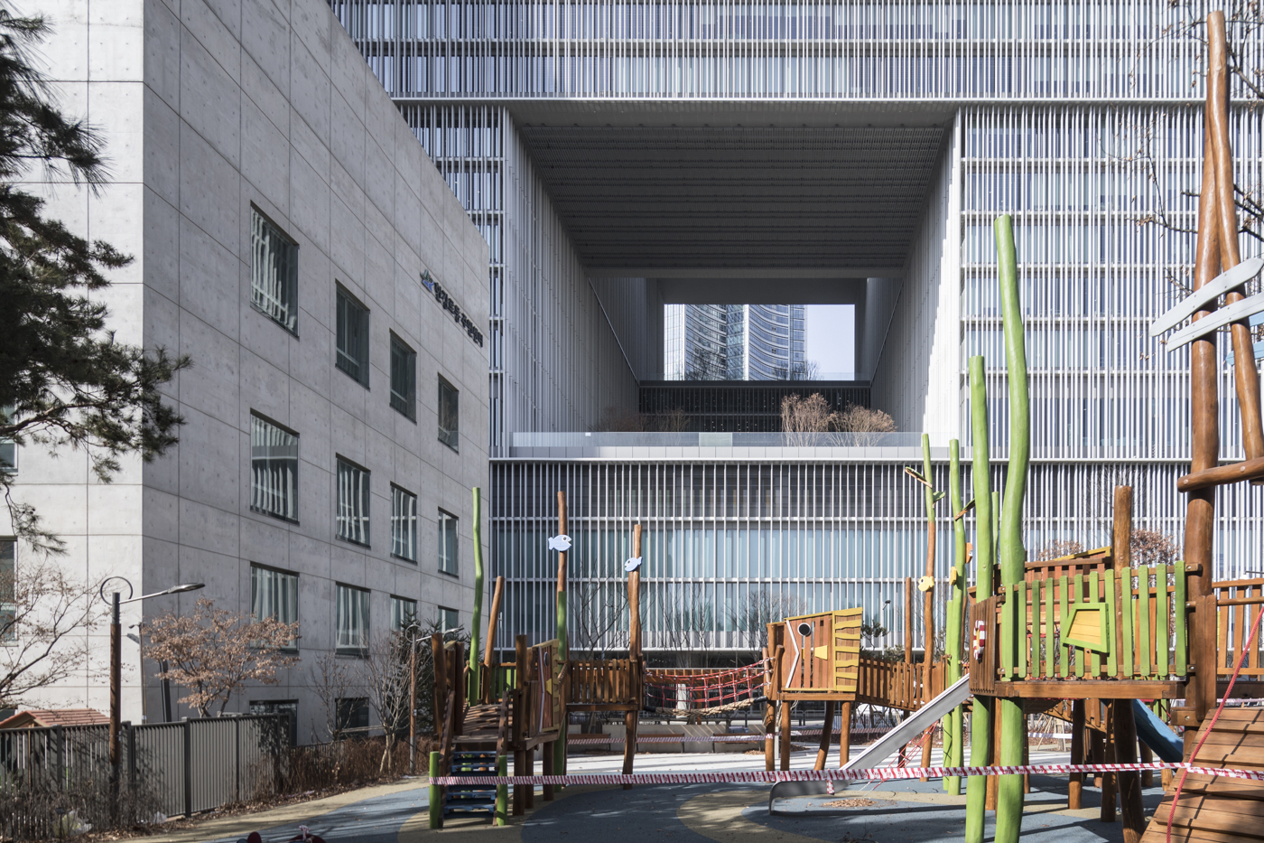 Gallery of David Chipperfield's Amorepacific Headquarters in Seoul ...