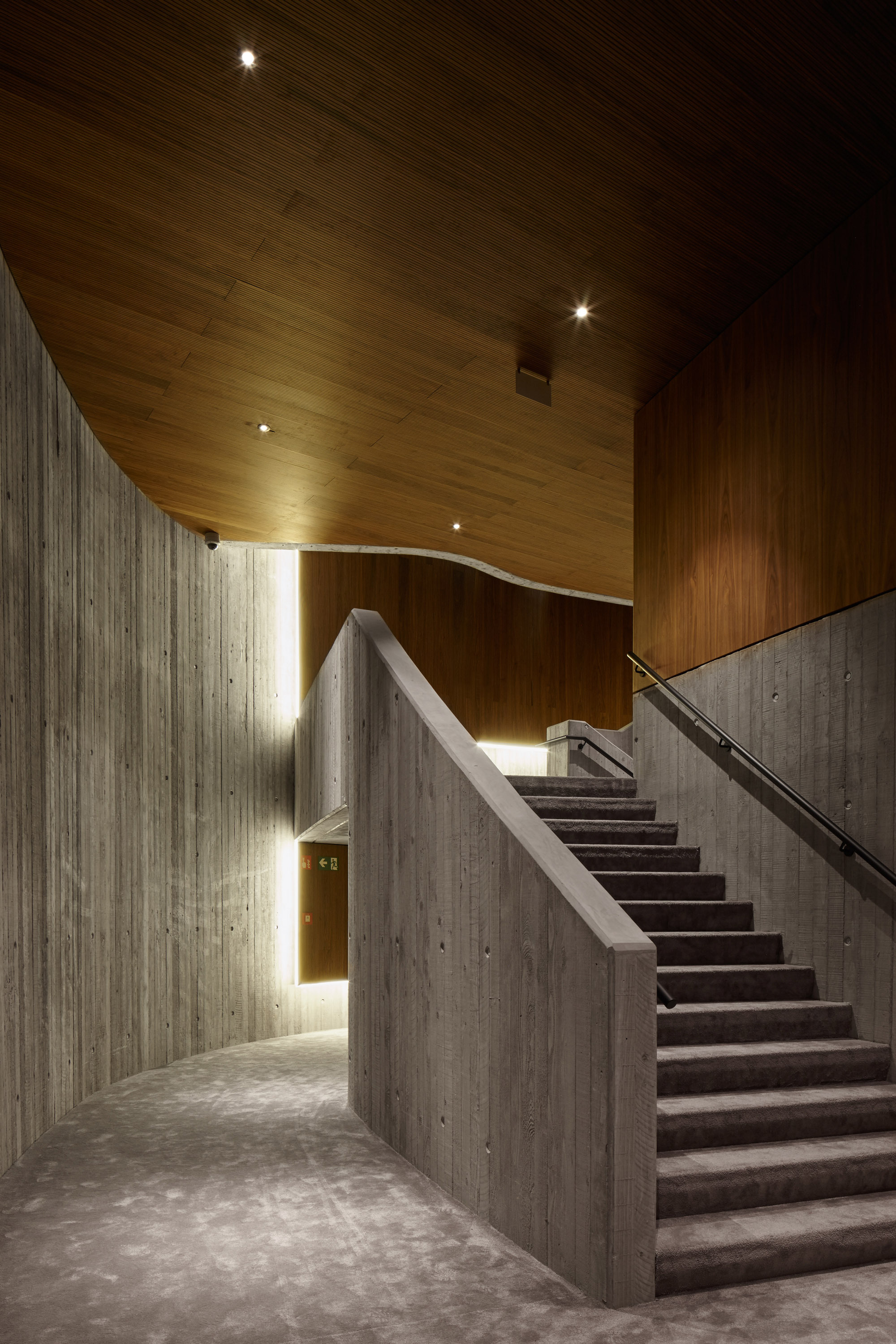 Gallery of Cultural Center and Library ‘De Factorij’ / ebtca ...