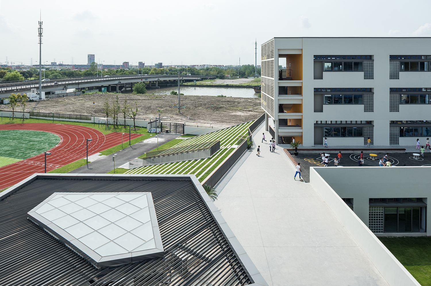 Gallery of Tongji University Affiliate Elementary School / Atelier Liu ...
