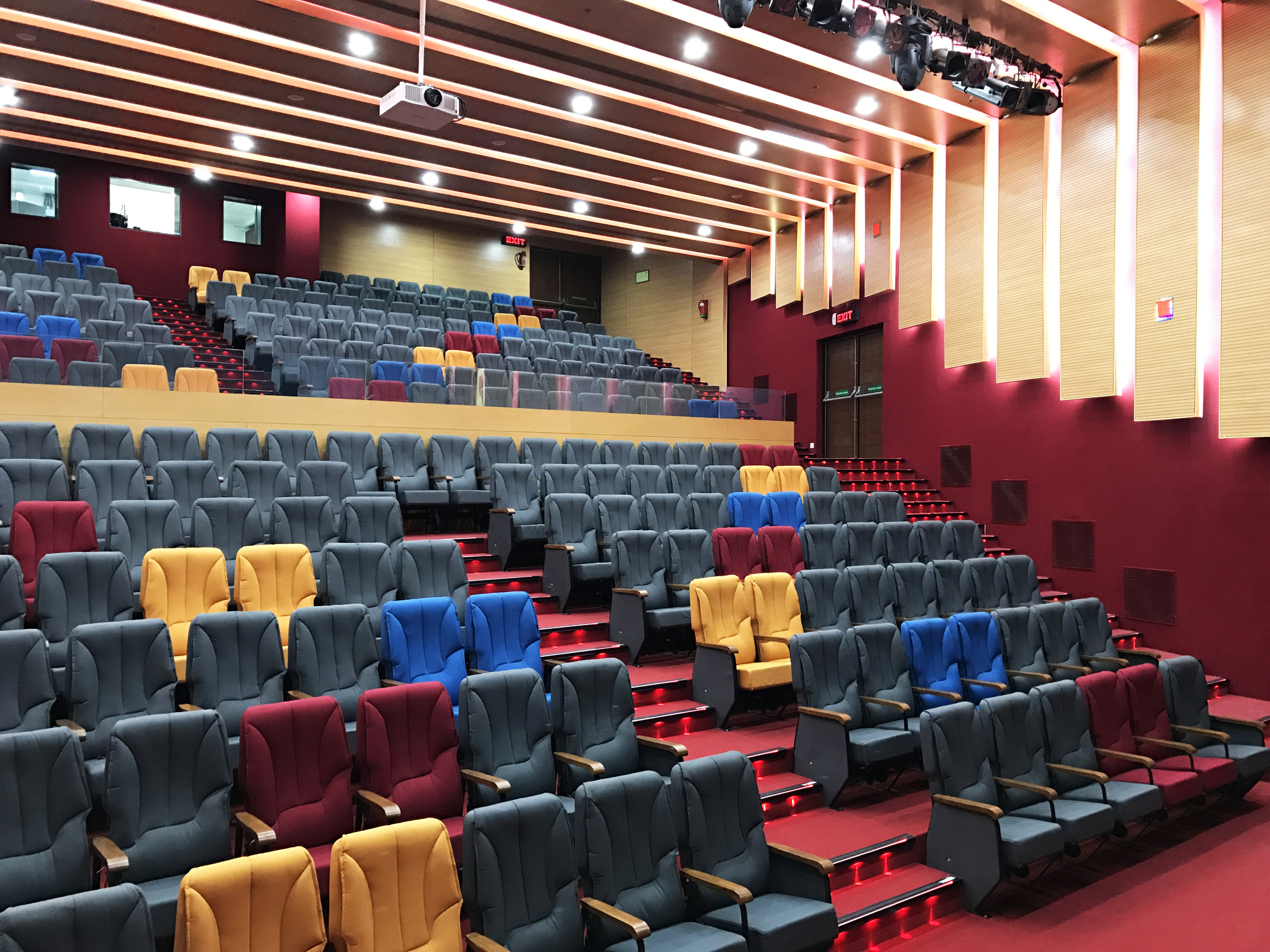 Gallery of The British School / Morphogenesis - 9